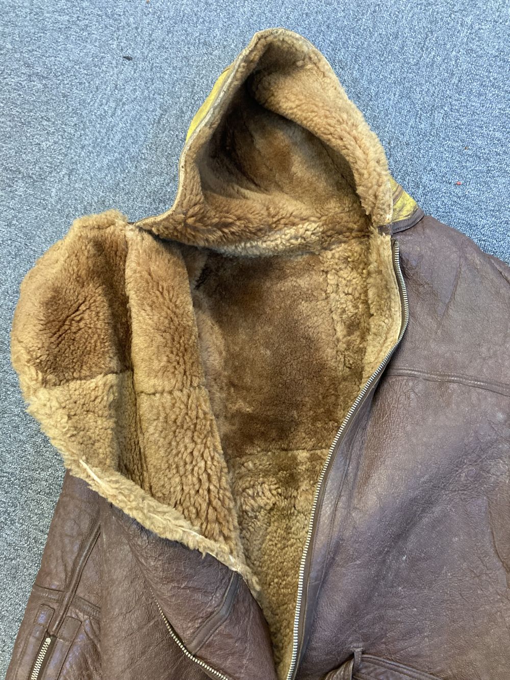 Lot 179 - Flying Jacket. WWII Irvin brown leather