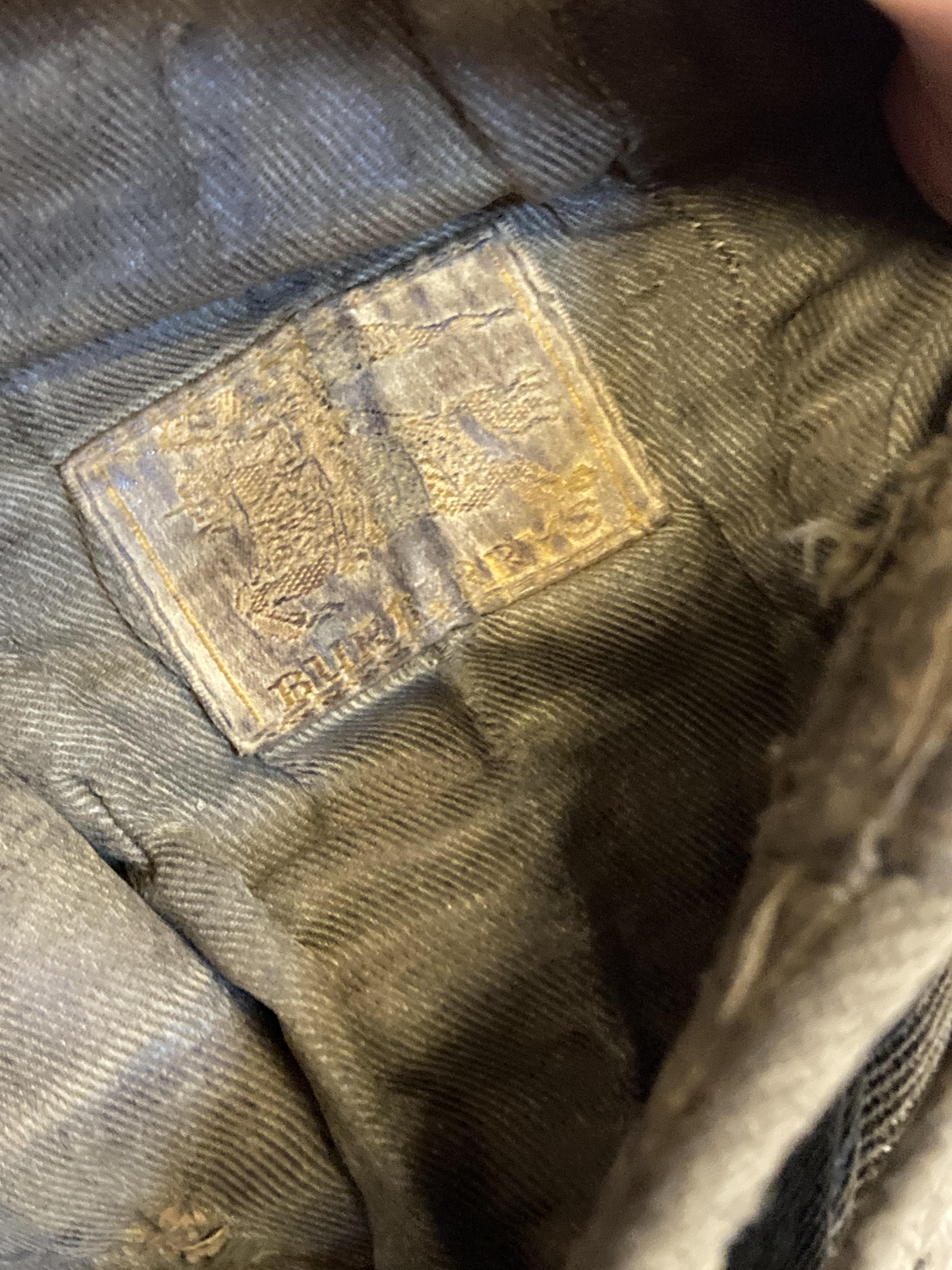 Lot 145 - Royal Flying Corps. WWI RFC side caps