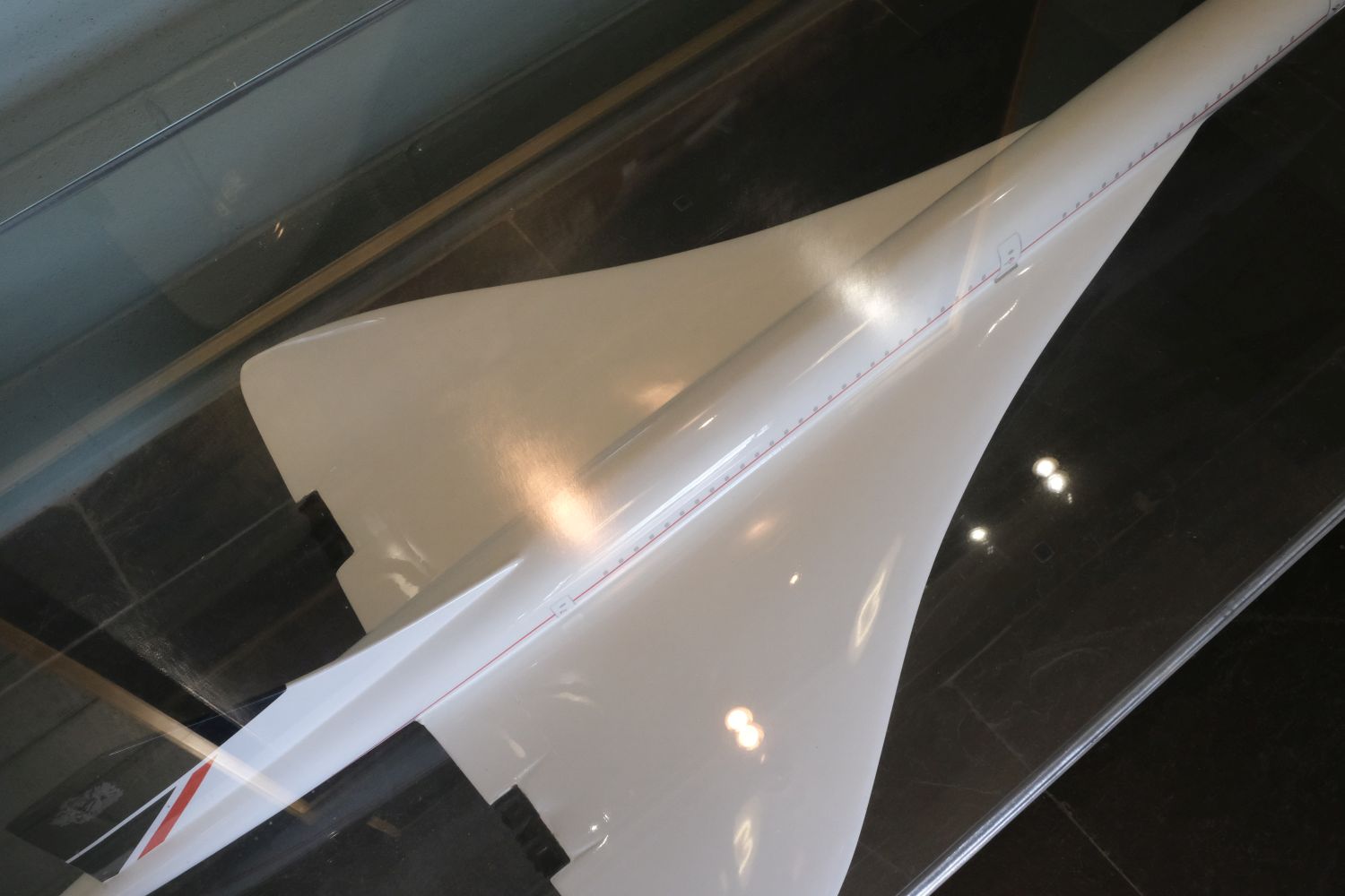 Lot 64 - Concorde. A very fine Concorde model in the