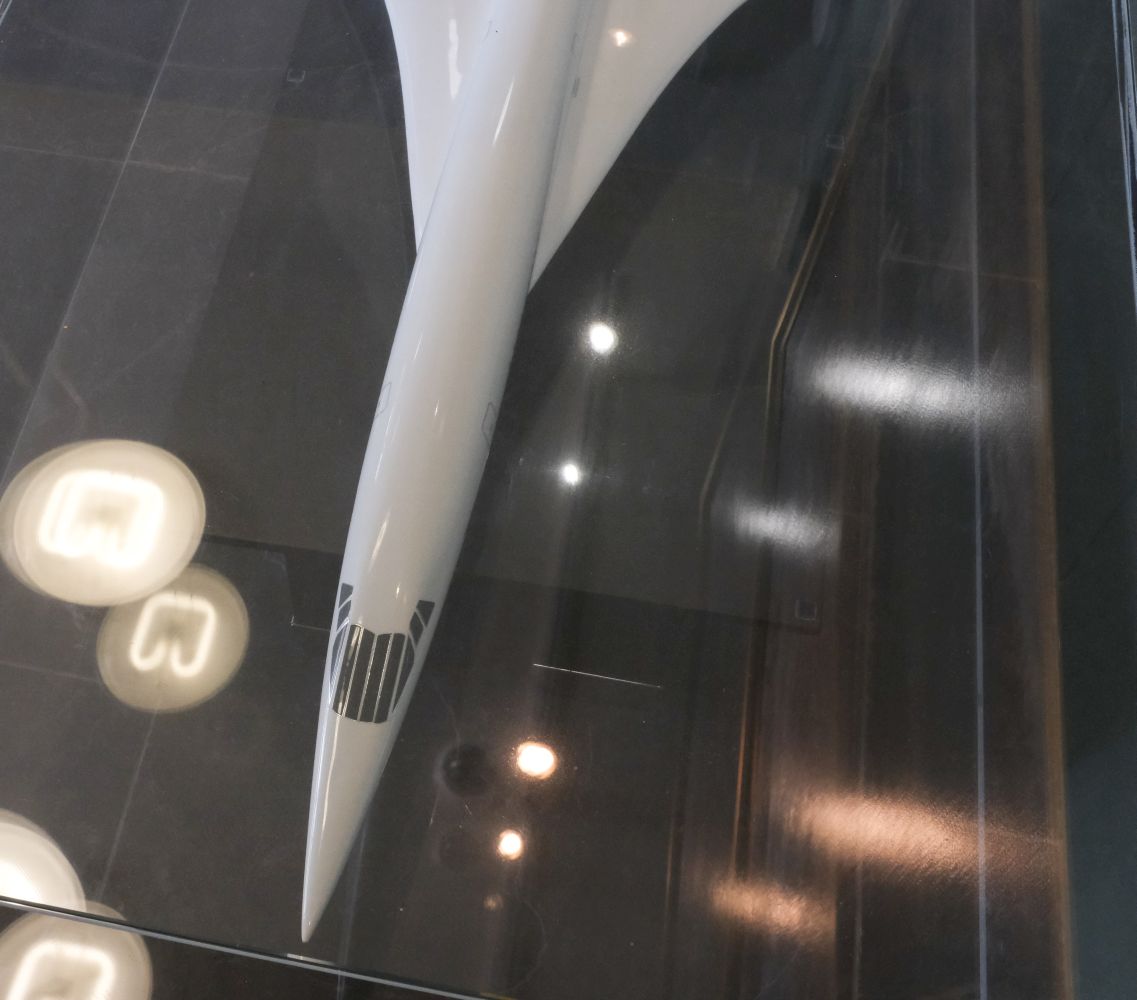 Lot 64 - Concorde. A very fine Concorde model in the