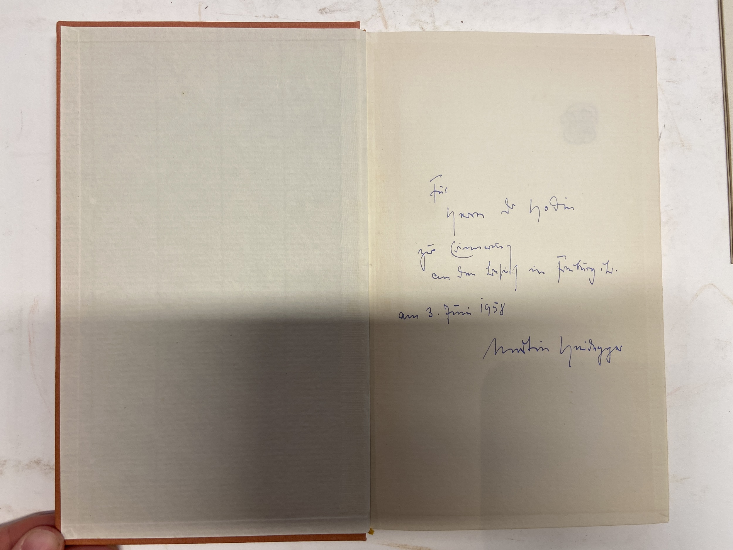 Lot 657 - Heidegger (Martin). Identität und Differenz,