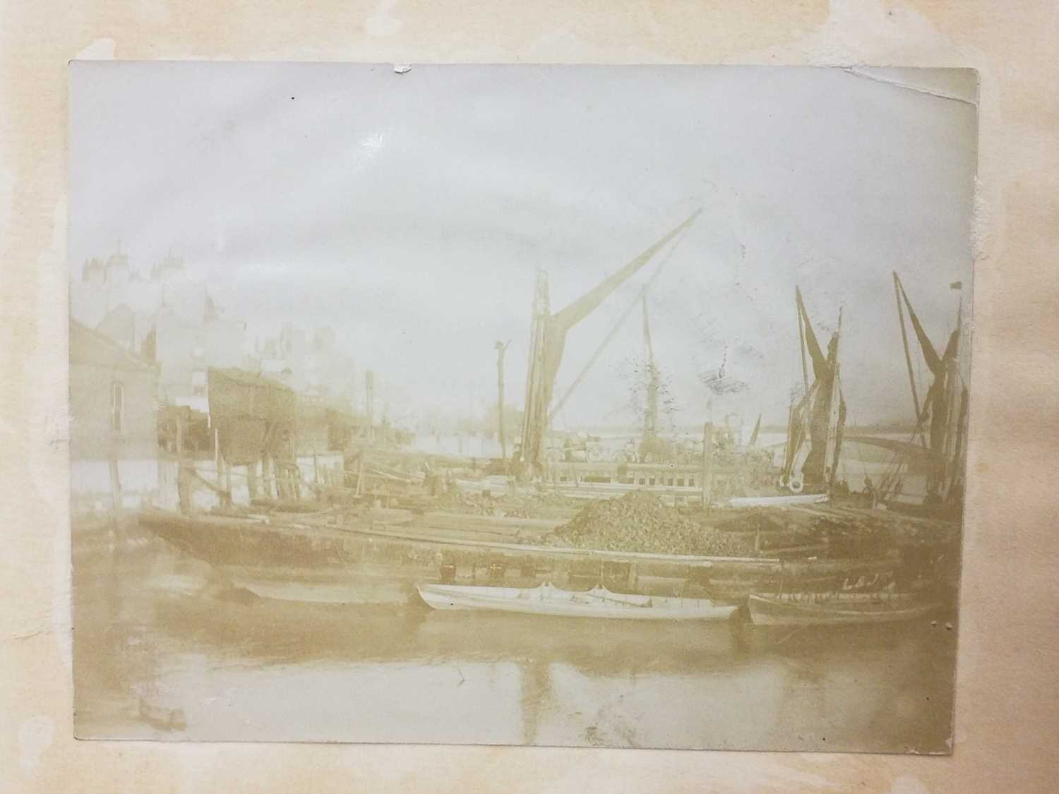 Lot 389 - London. A collection of London reference