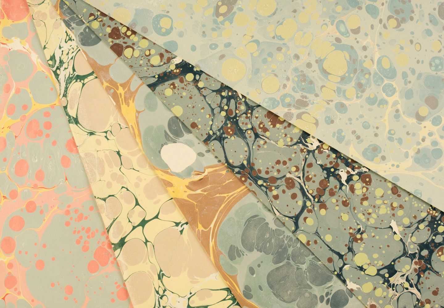 Lot 469 - Marbled paper. 70 sheets of hand-marbled