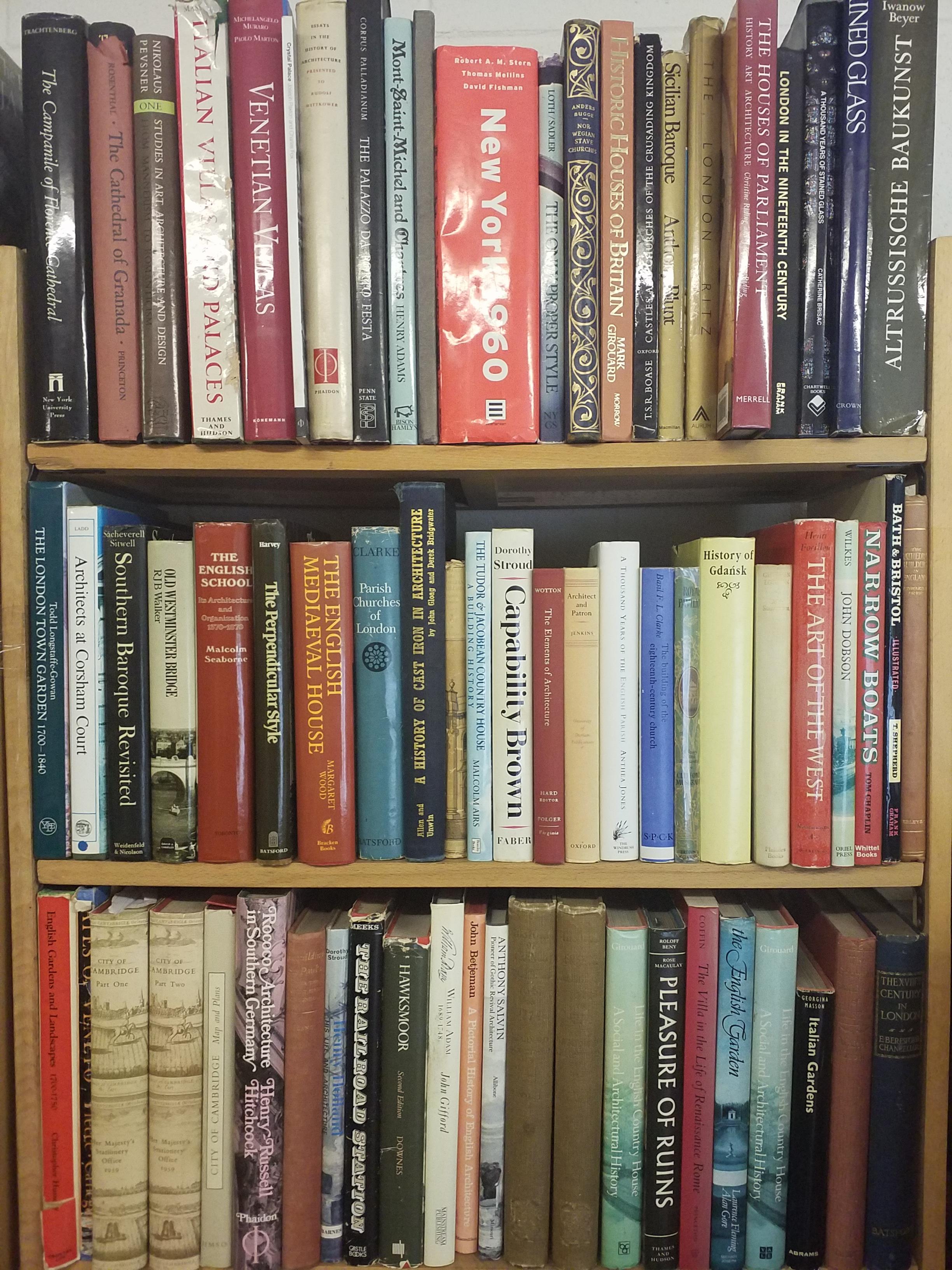 Lot 443 - Architecture. A large collection of