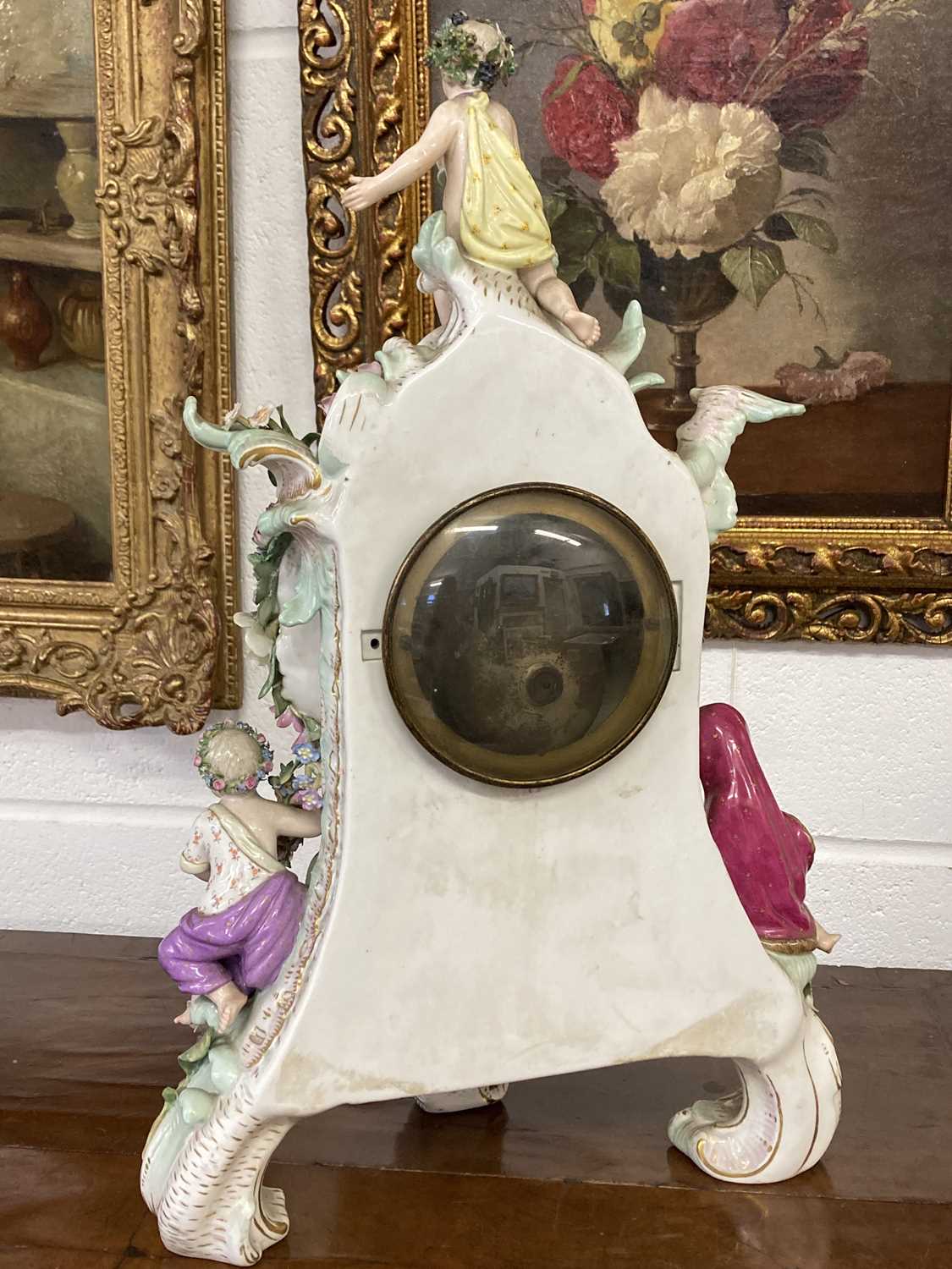 Lot 80 - Meissen Clock. A Meissen porcelain mantel