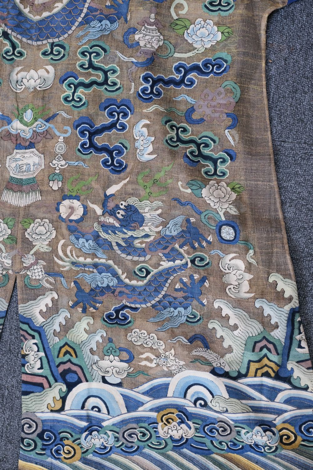 Lot 141 - Chinese Dragon Robe. A kesi silk nine-dragon