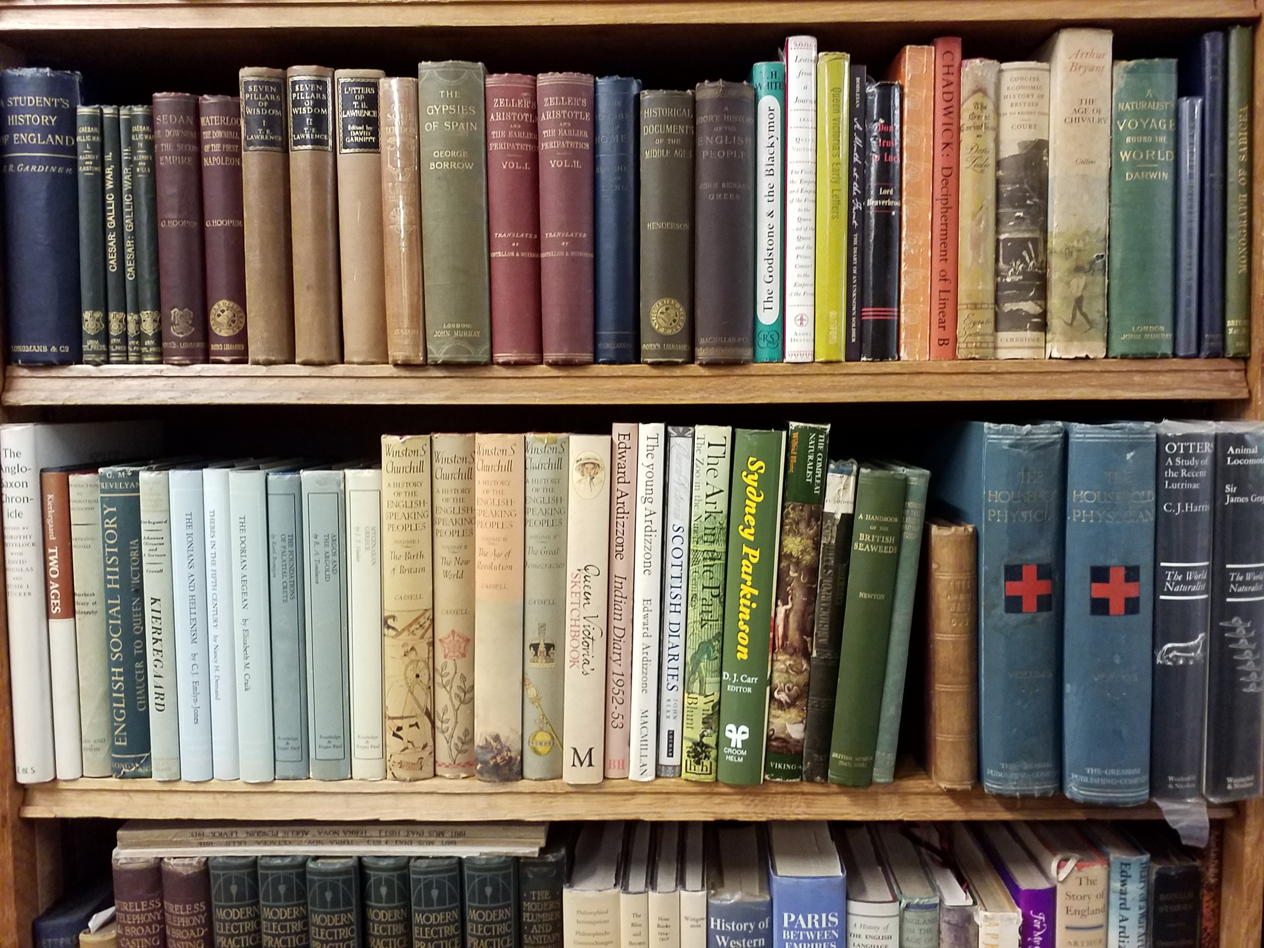 Lot 148 - History. A large collection of history