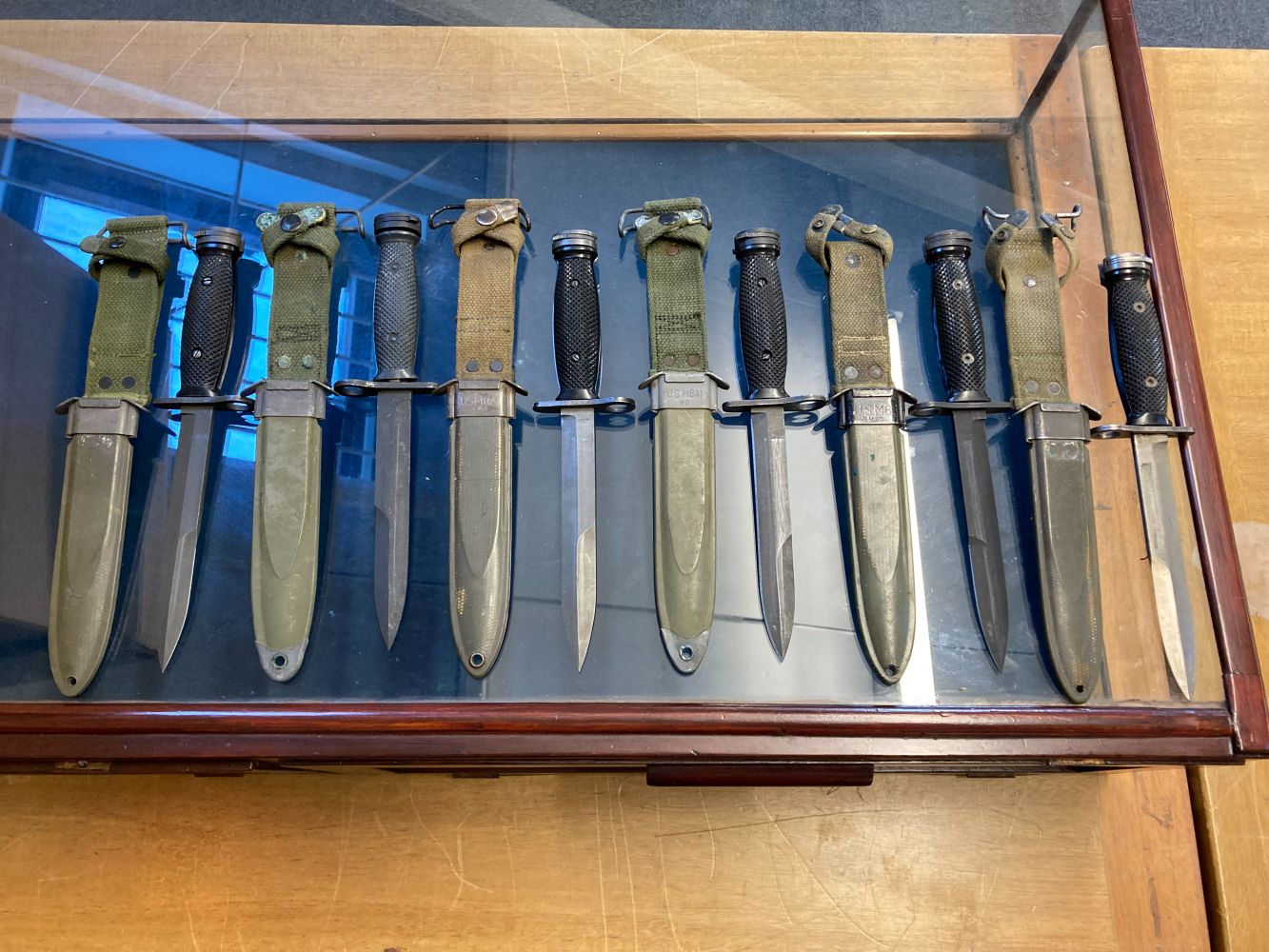 Lot 412 - Fighting Knife. A collection of six American