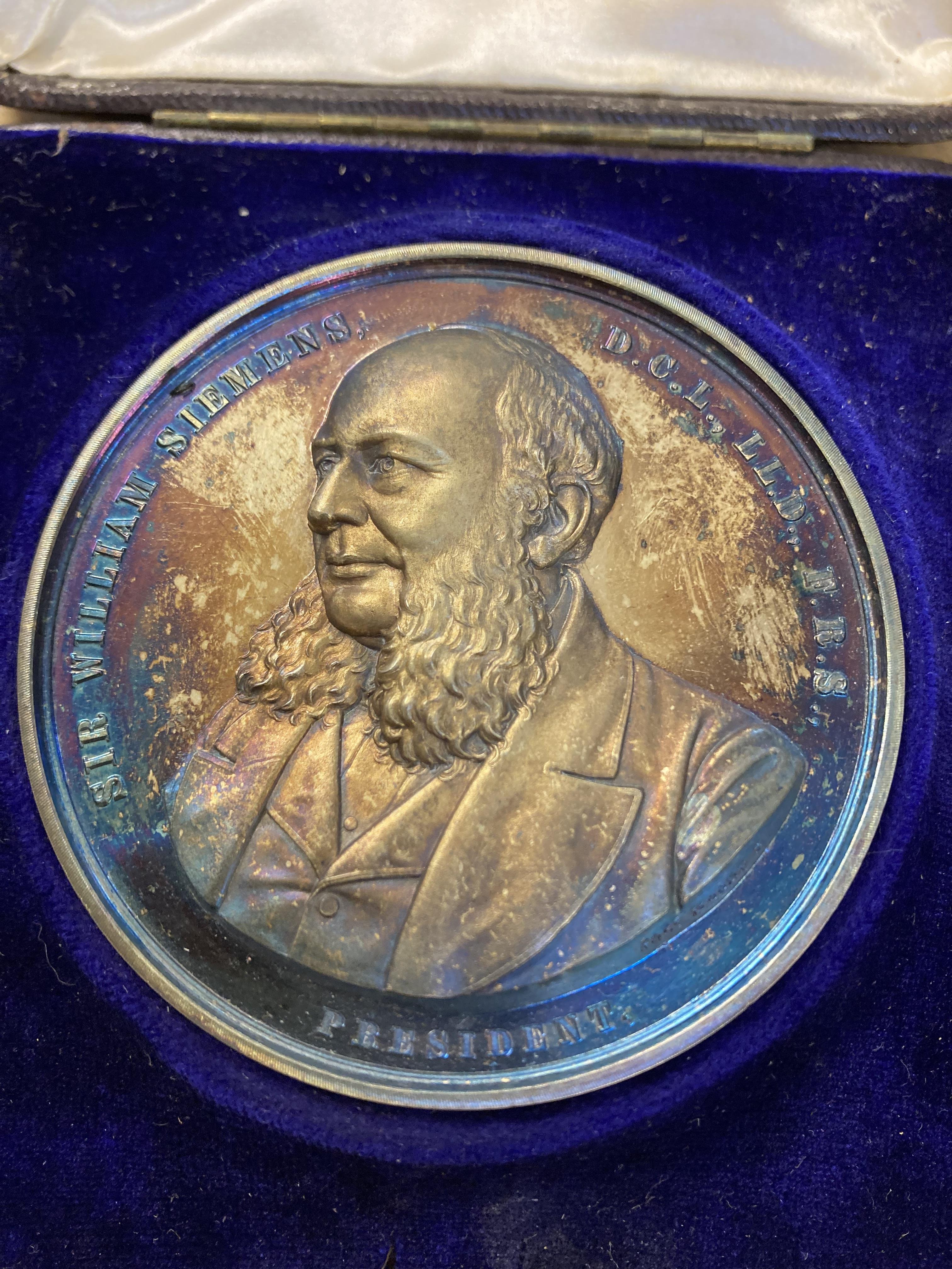 Lot 487 - The Horace Brown Medal. A gold medal awarded
