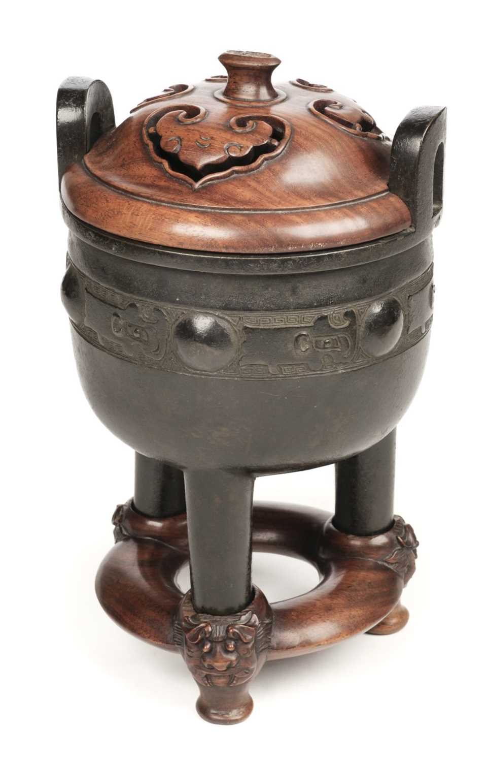 Lot 96 - Censer. A Chinese bronze censer impressed