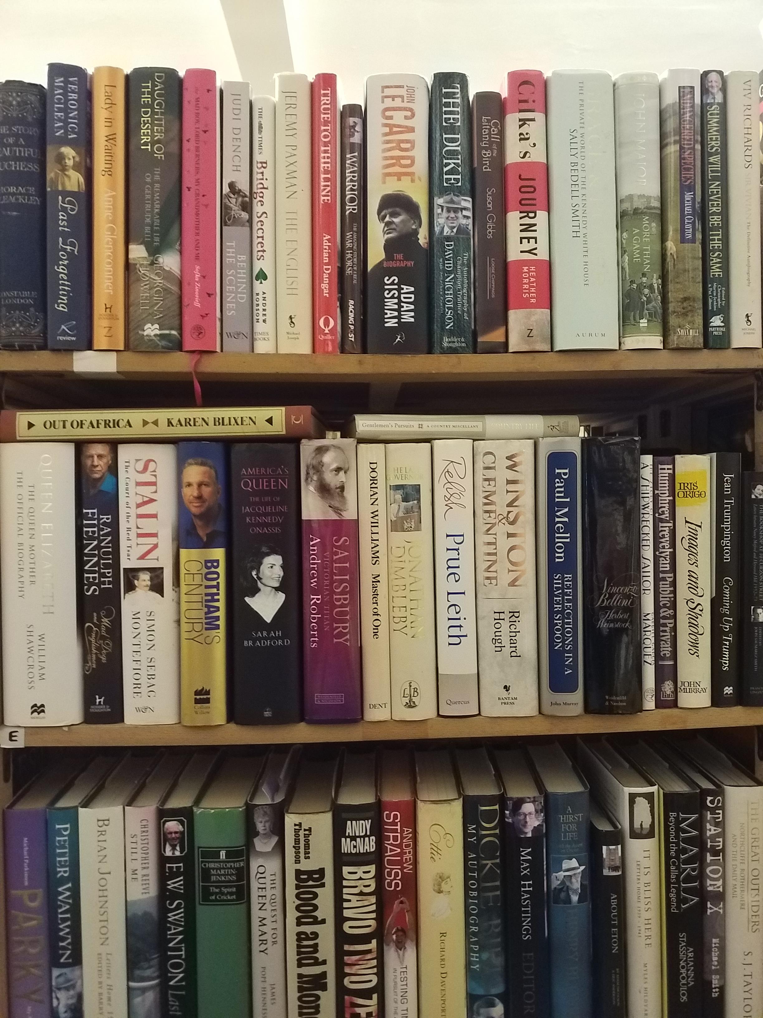 Lot 470 - Biography. A large collection of modern