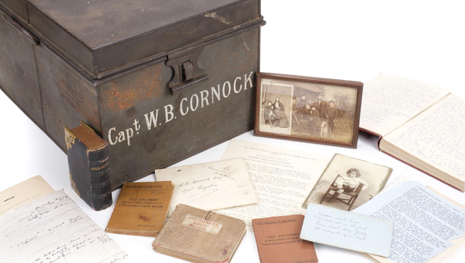 Lot 501 - Gloucestershire Yeomanry. A group of four to