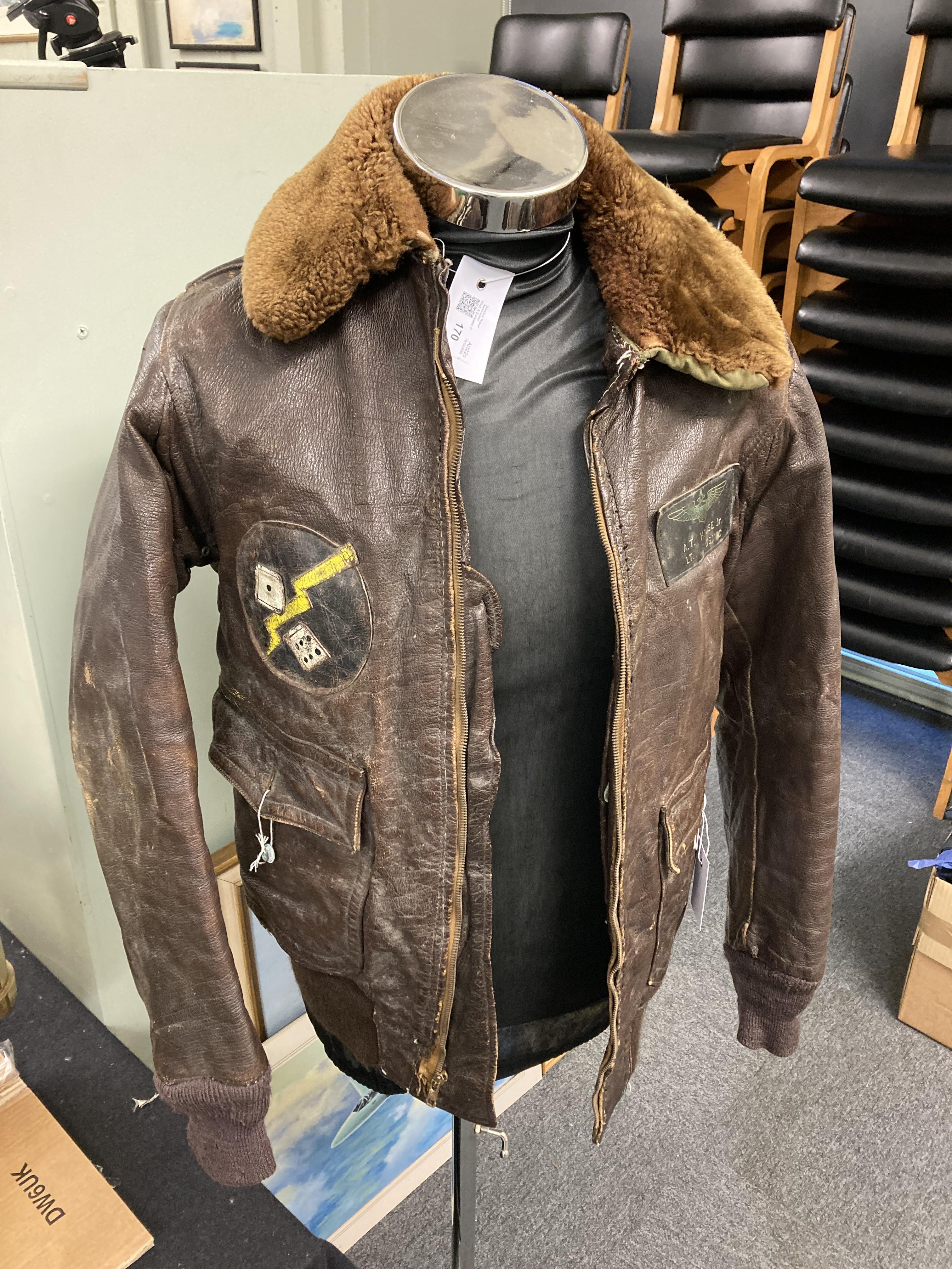 Lot 222 - Flying Jacket. A WWII USMC M.422A flying