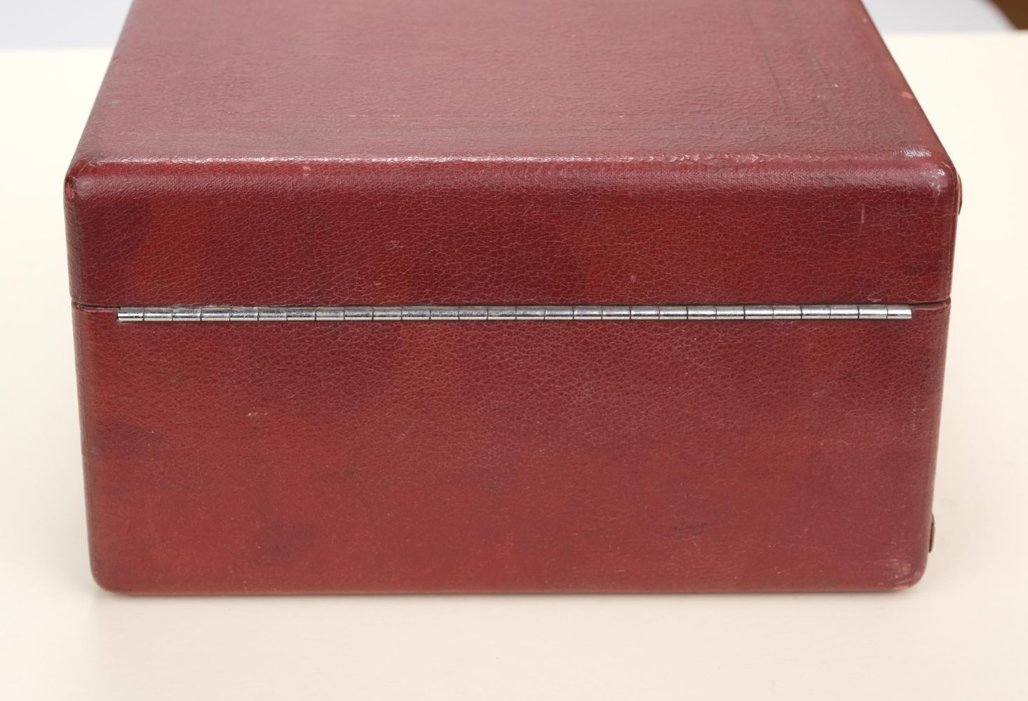 Lot 136 - Gramophone. Vintage HMV 102 gramophone in