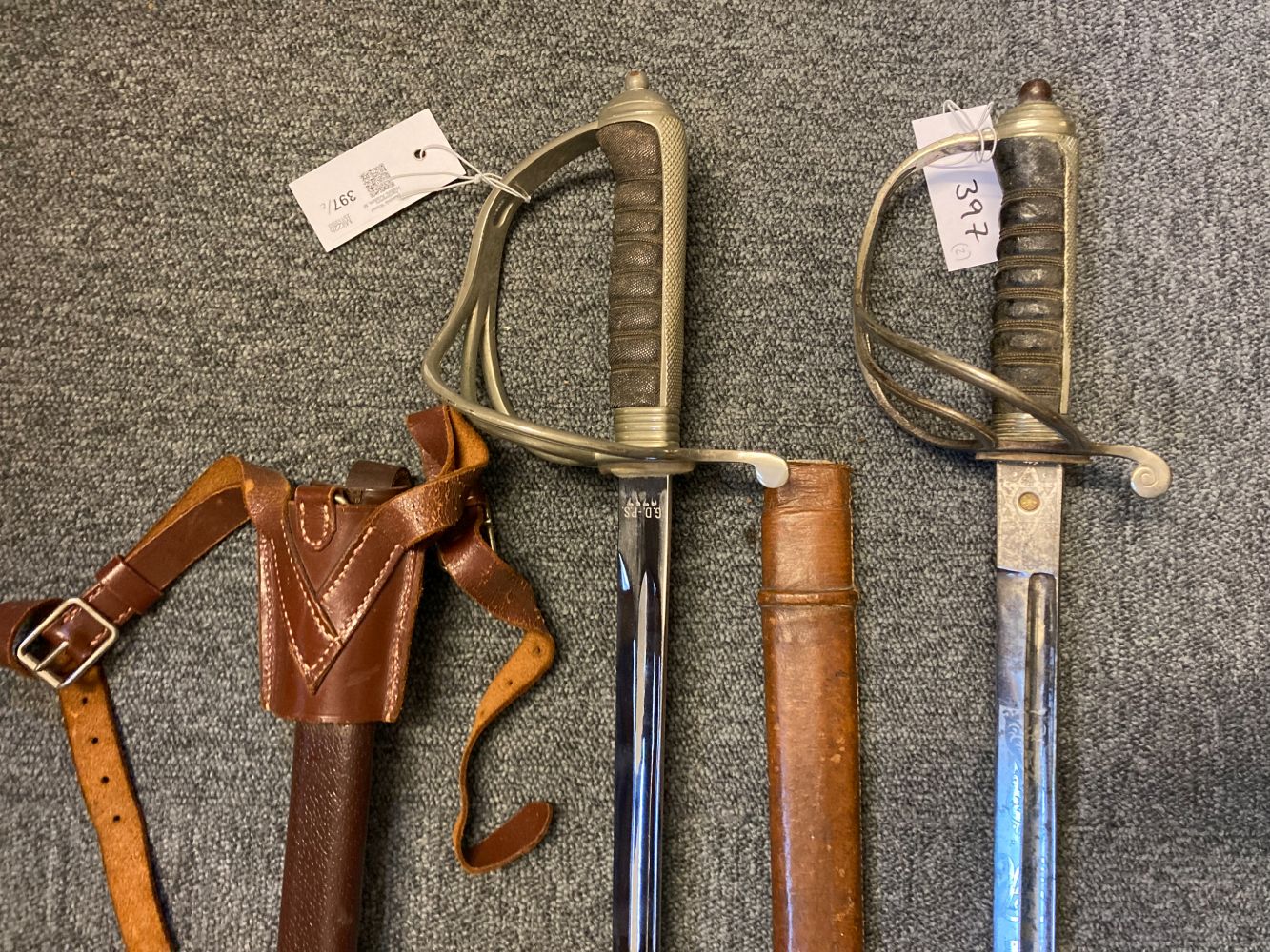 Lot 397 - Swords. A WWI Royal Artillery officer's