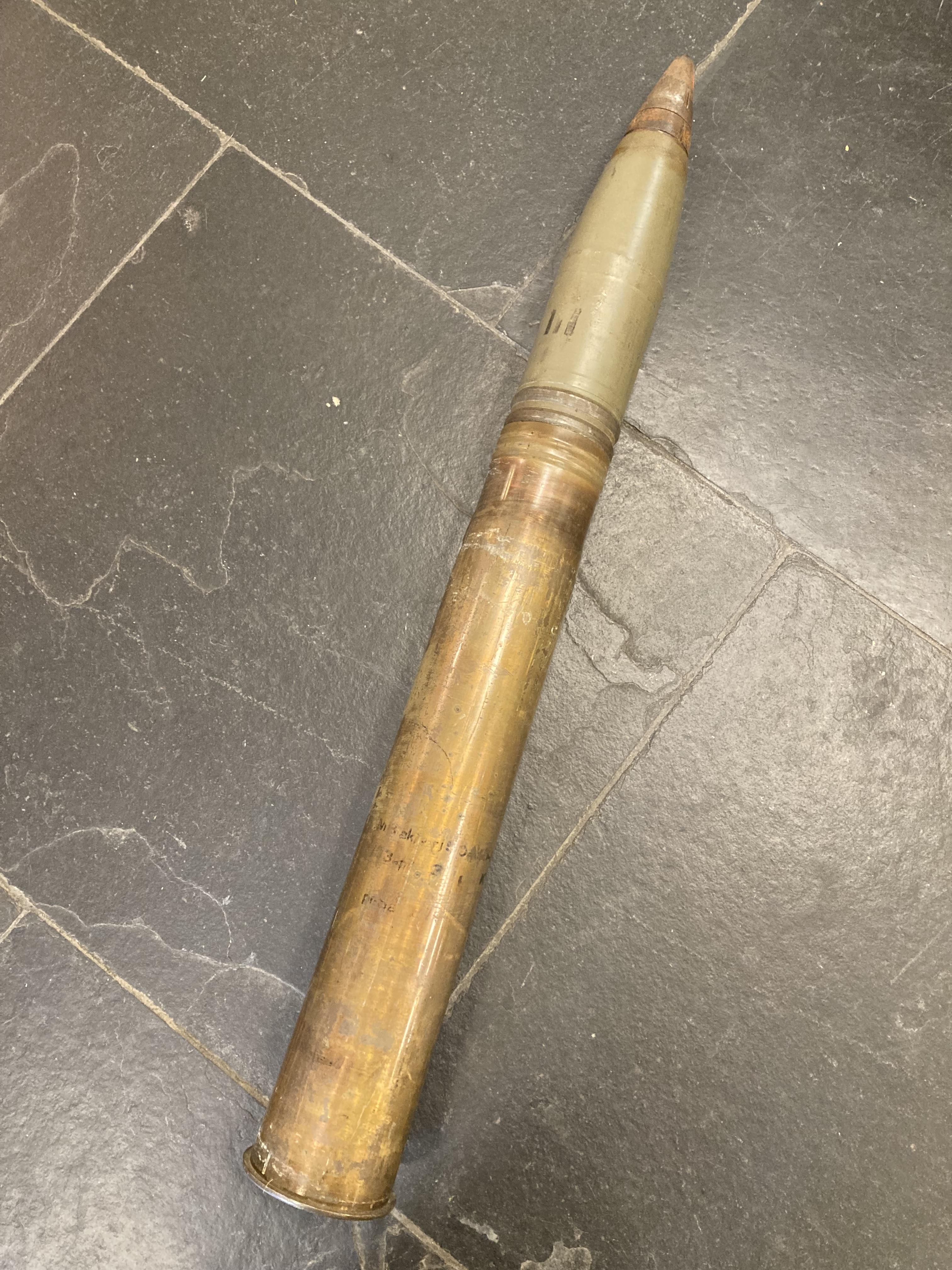 Lot 305 - Munition. An inert WWII German 88 mm