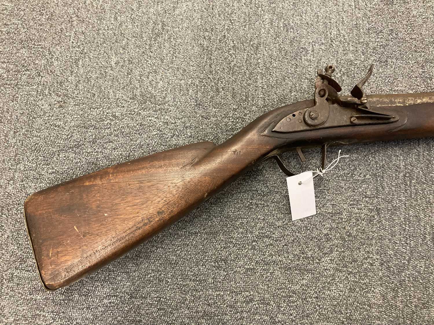 Lot 329 - Gun. A 19th-century flintlock musket,