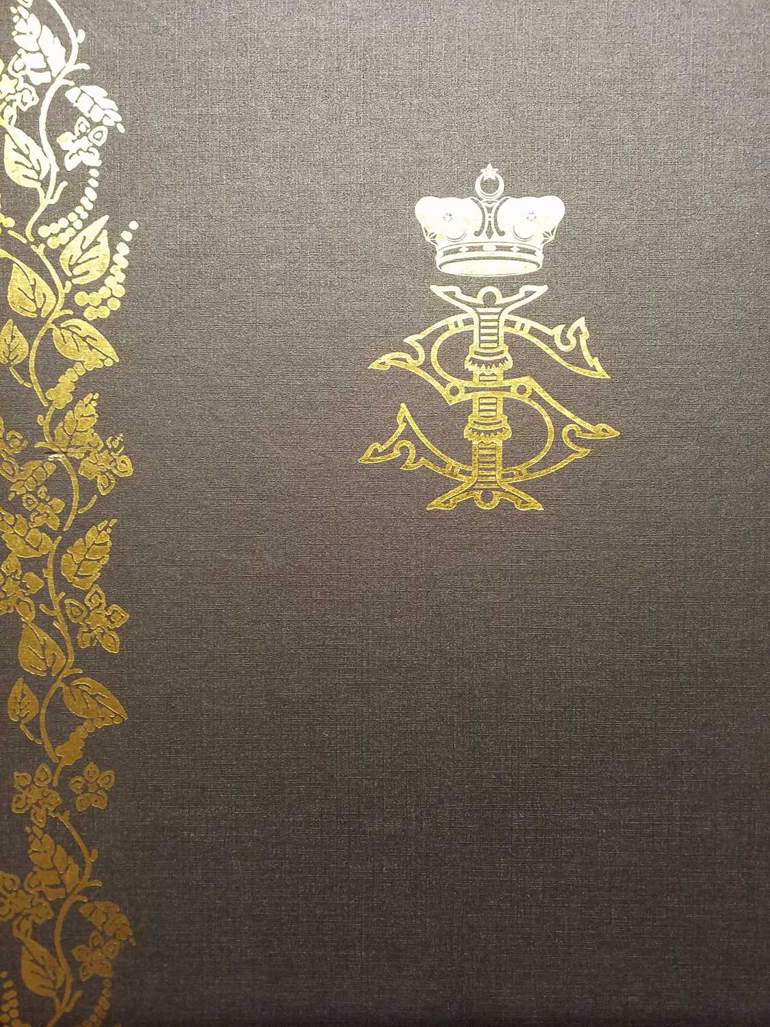 Lot 461 - Art. A large collection of art & history