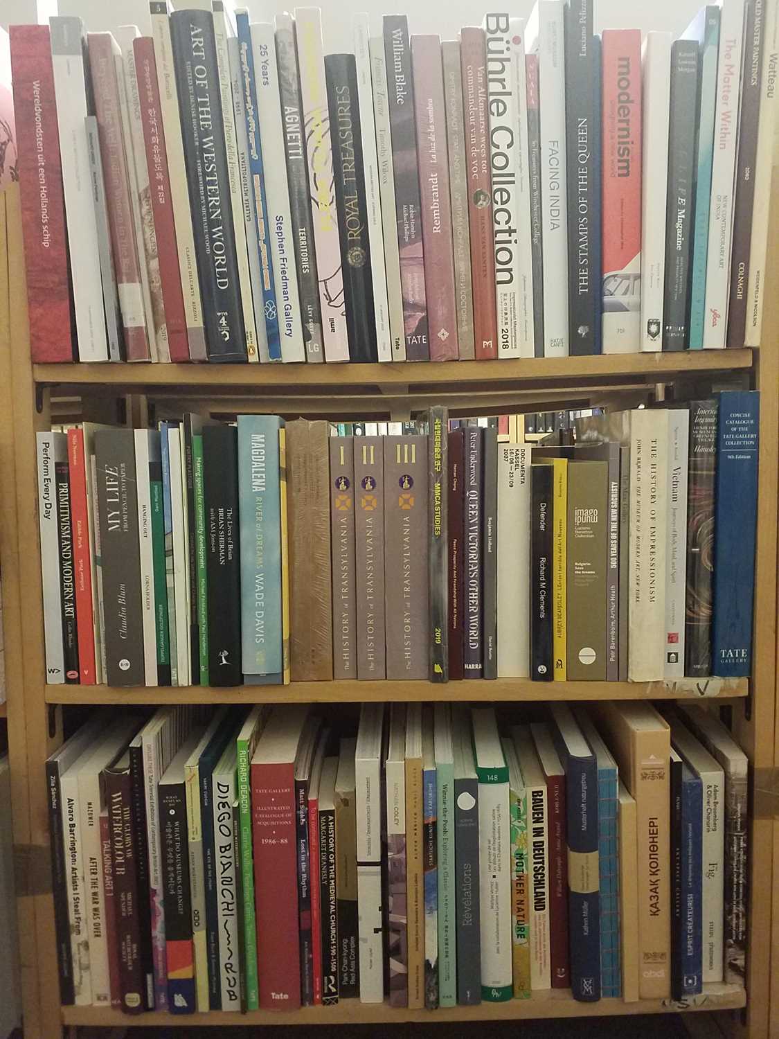 Lot 461 - Art. A large collection of art & history