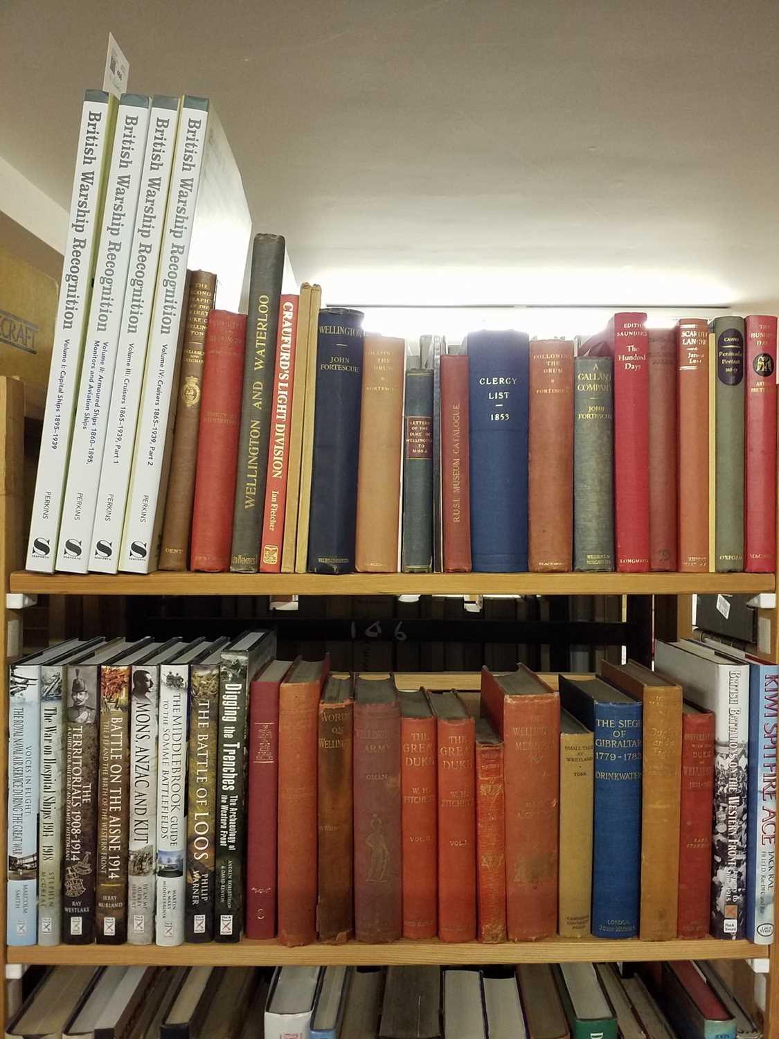 Lot 466 - Military. A large collection of military