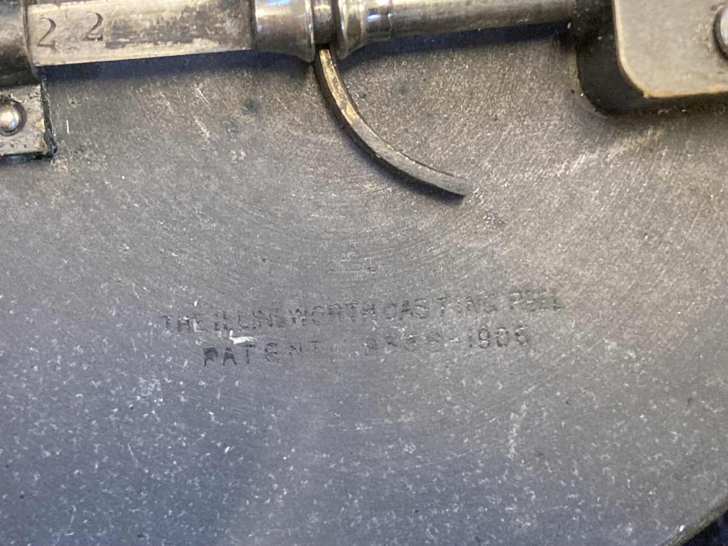 Lot 422 - Fishing Reel. Illingworth No 1 Threadline