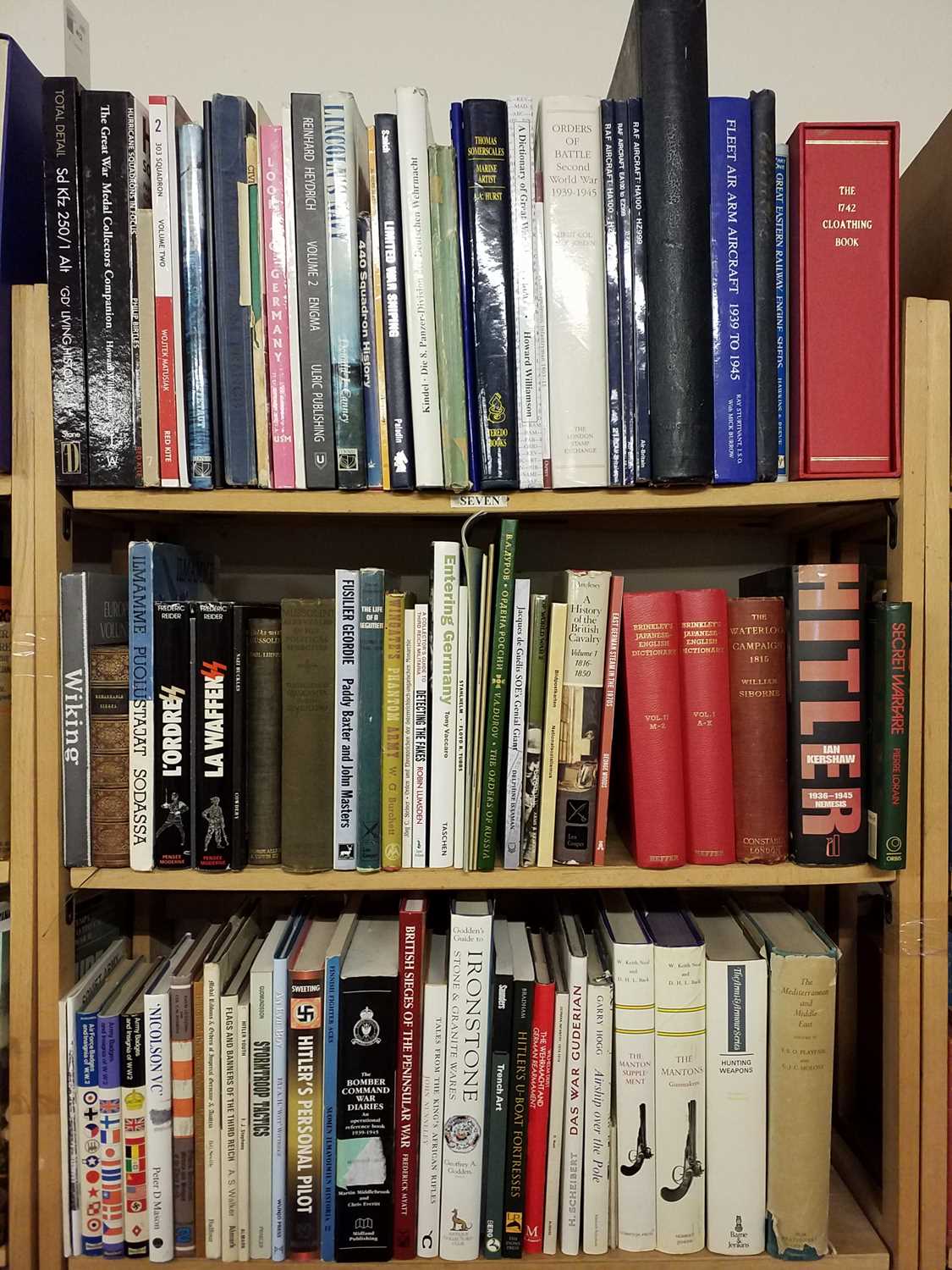 Lot 412 - Military. A large collection of modern