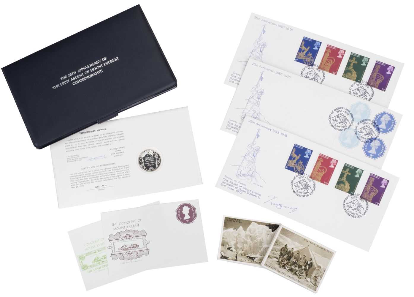 Lot 128 - Everest Commemorative Coin. 25th Anniversary