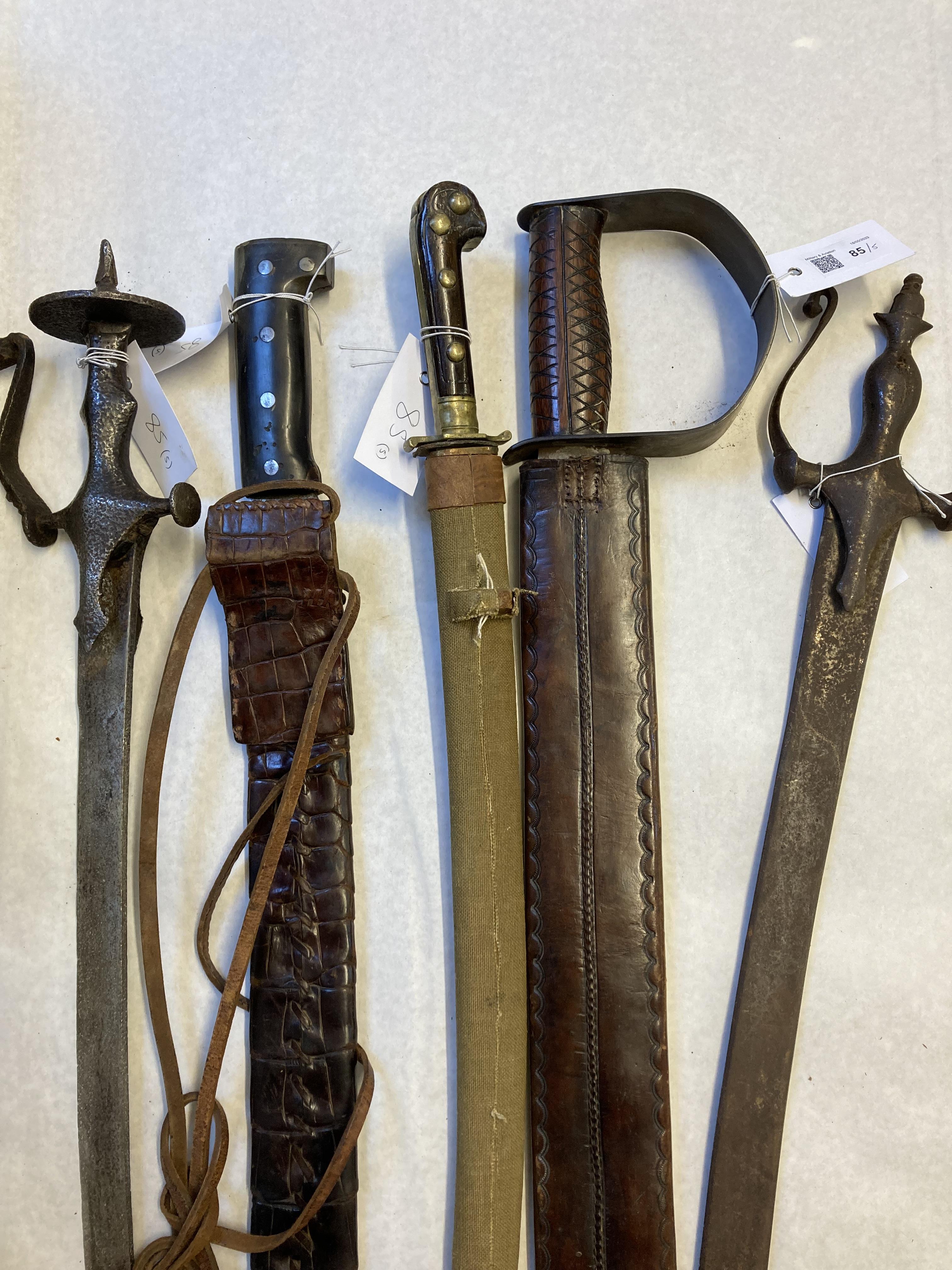 19th century Indian Tulwar with disc - auctions & price archive