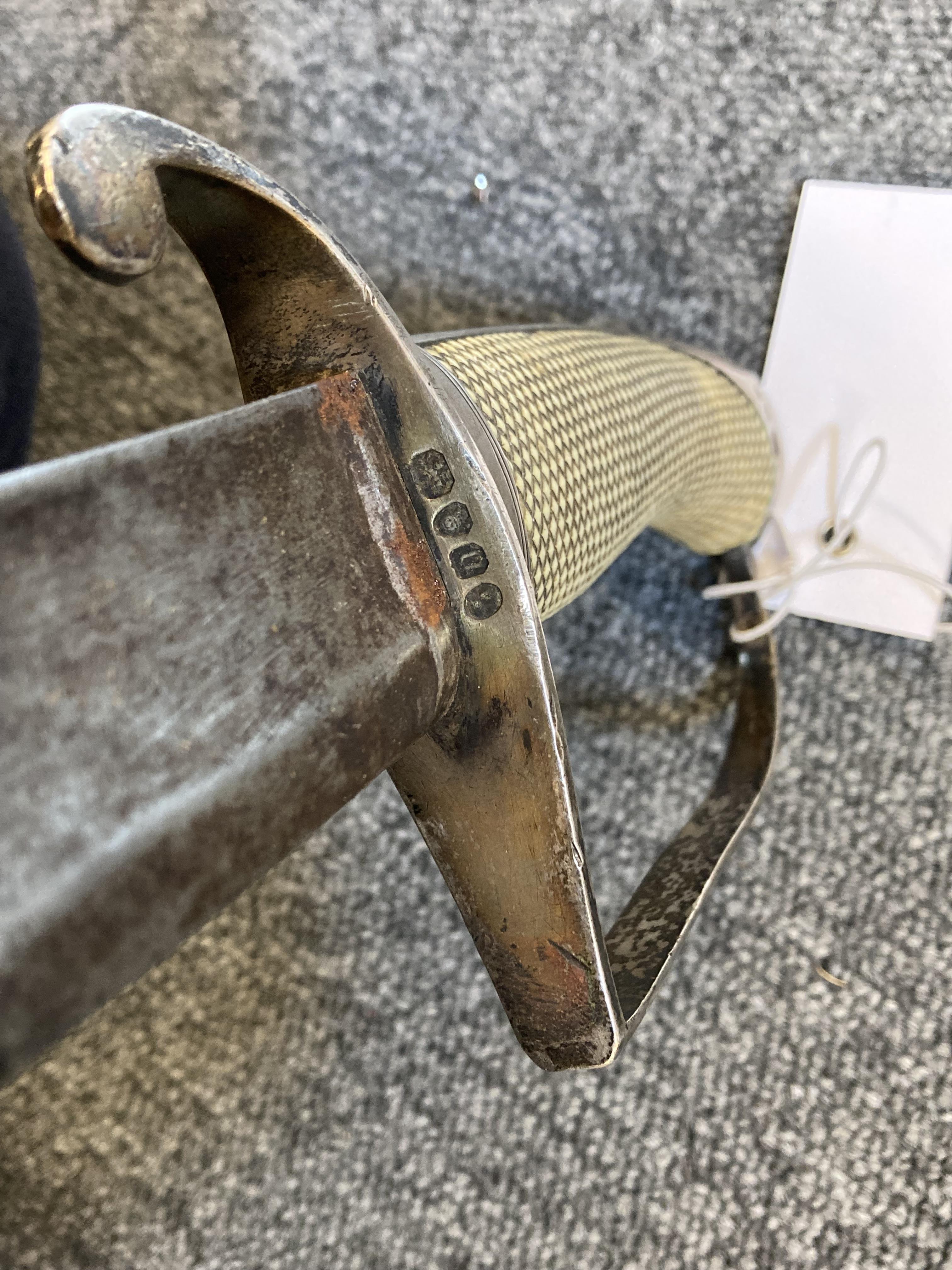 Lot 102 - Sword. A George III cavalry officer's sword