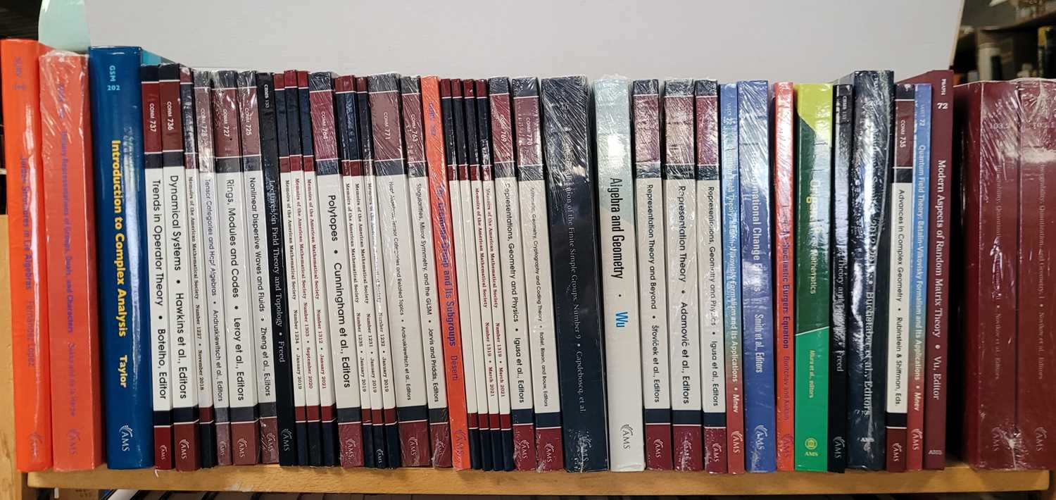 Lot 392 - Maths, Science & Computer. A large