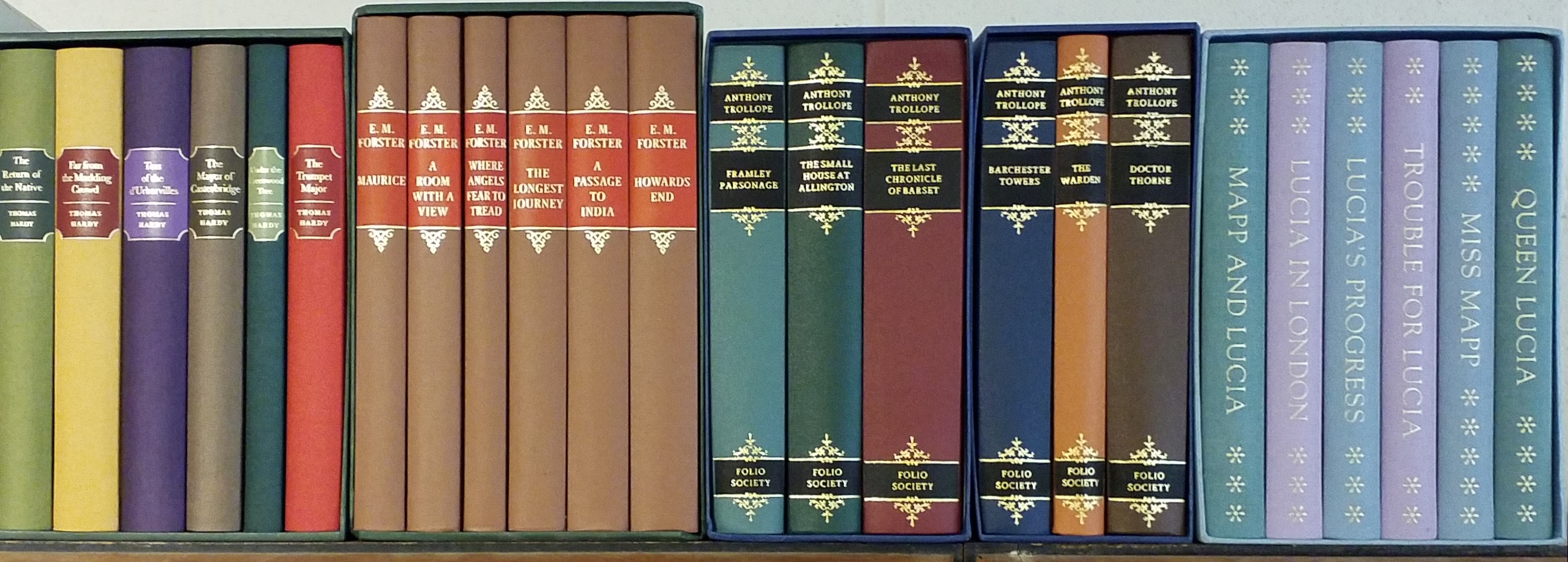 Lot 423 - Folio Society. 60 volumes