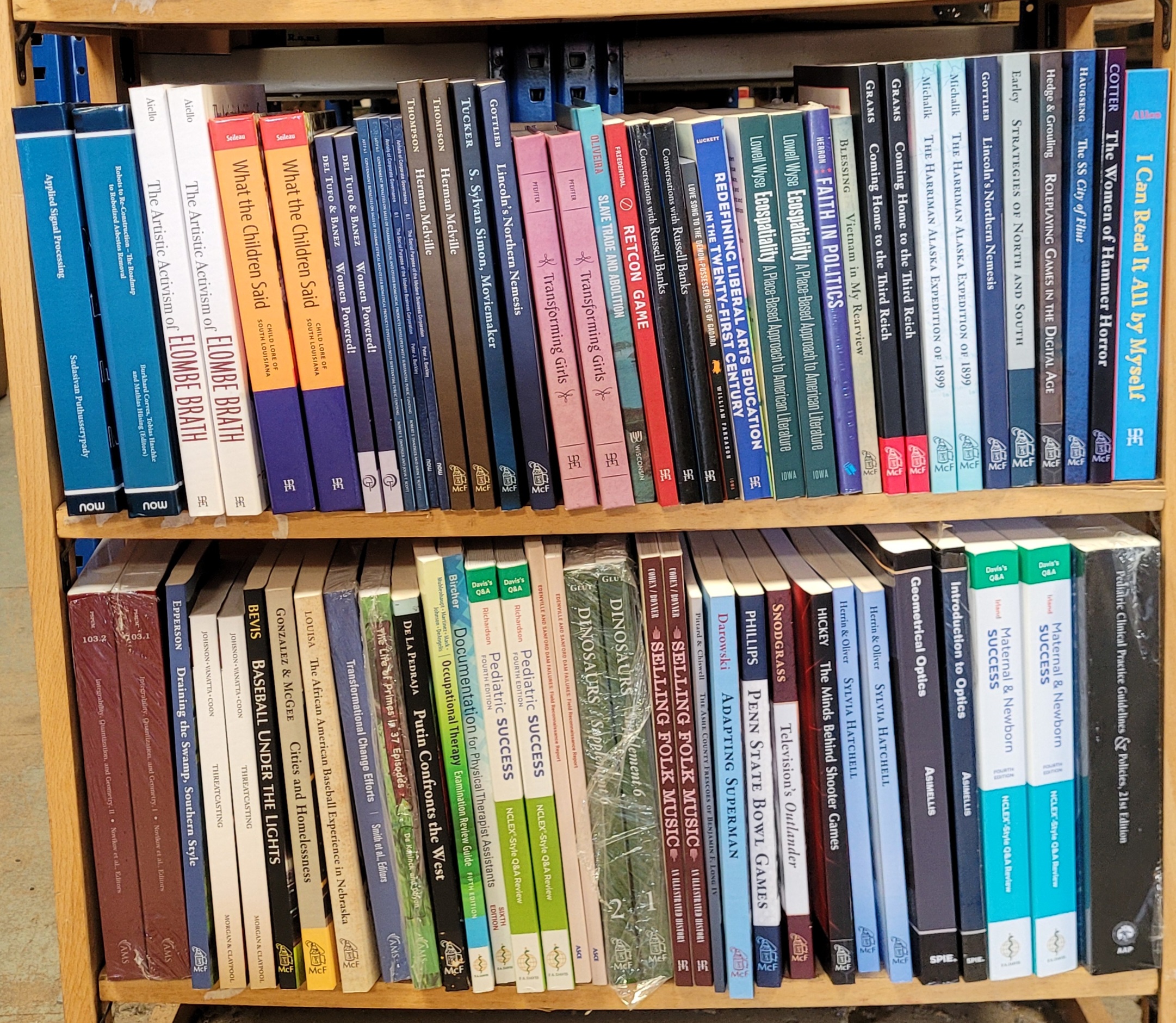 Lot 510 - Modern Academic. A large collection of