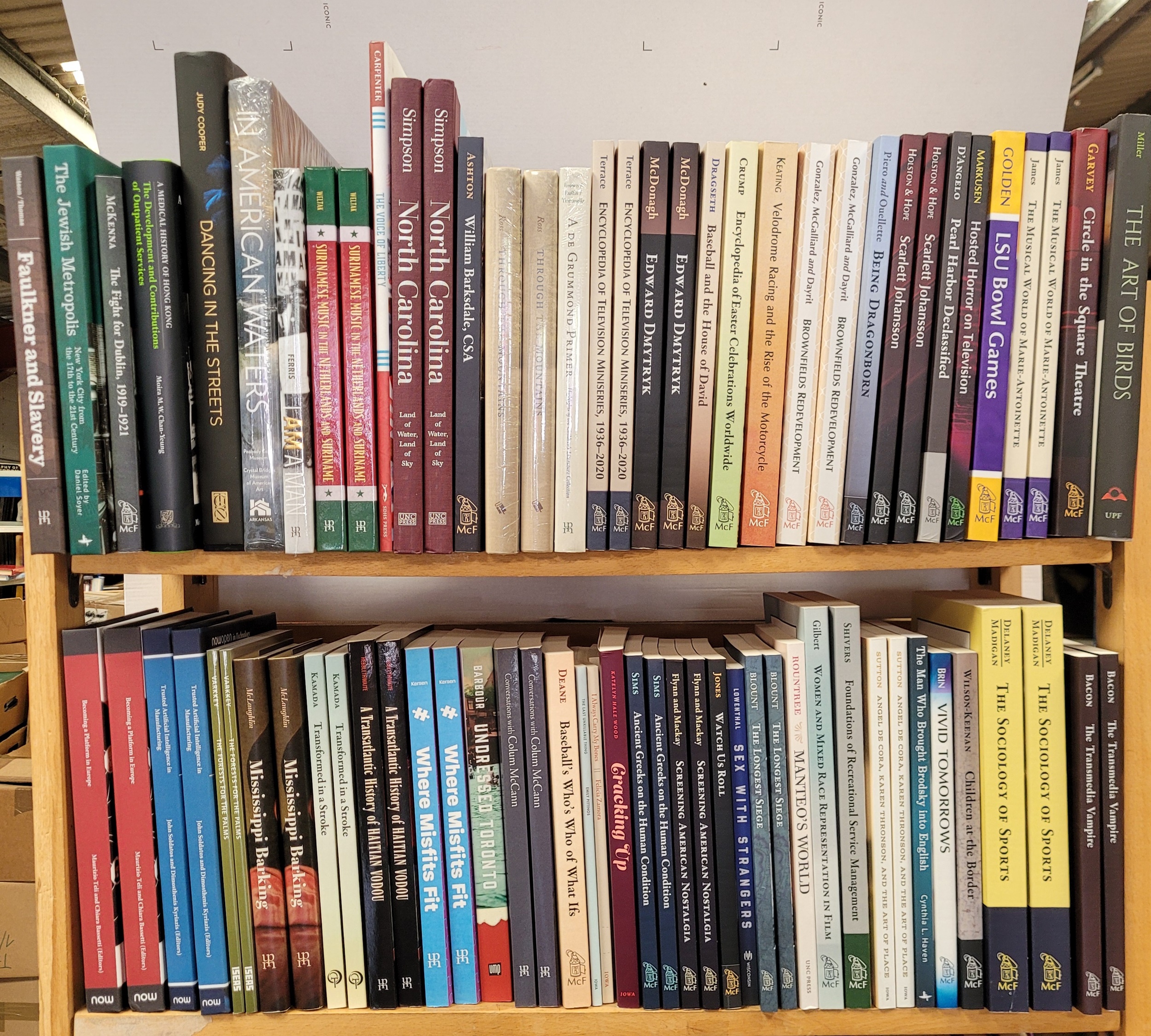 Lot 510 - Modern Academic. A large collection of