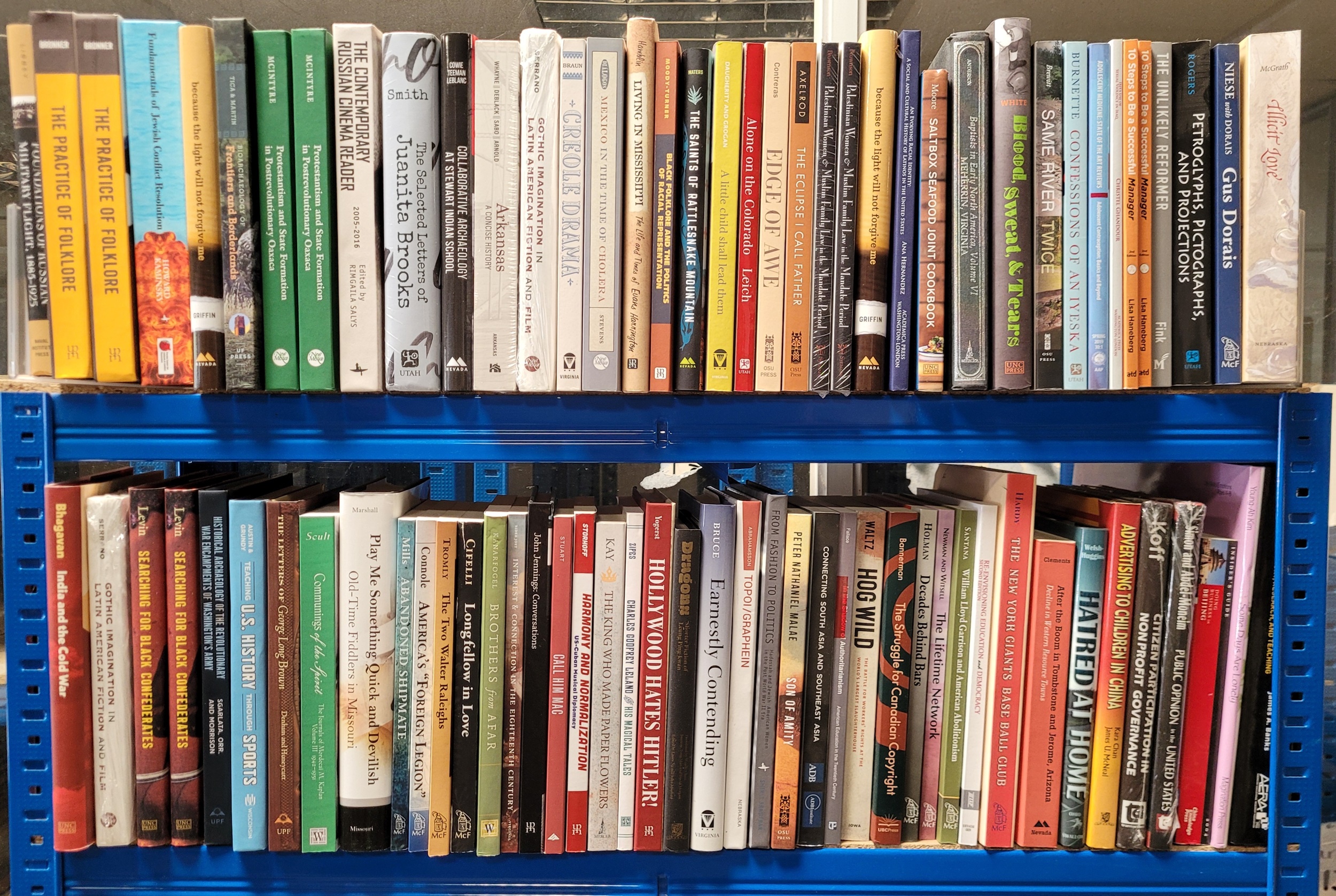 Lot 517 - Modern Academic. A large collection of