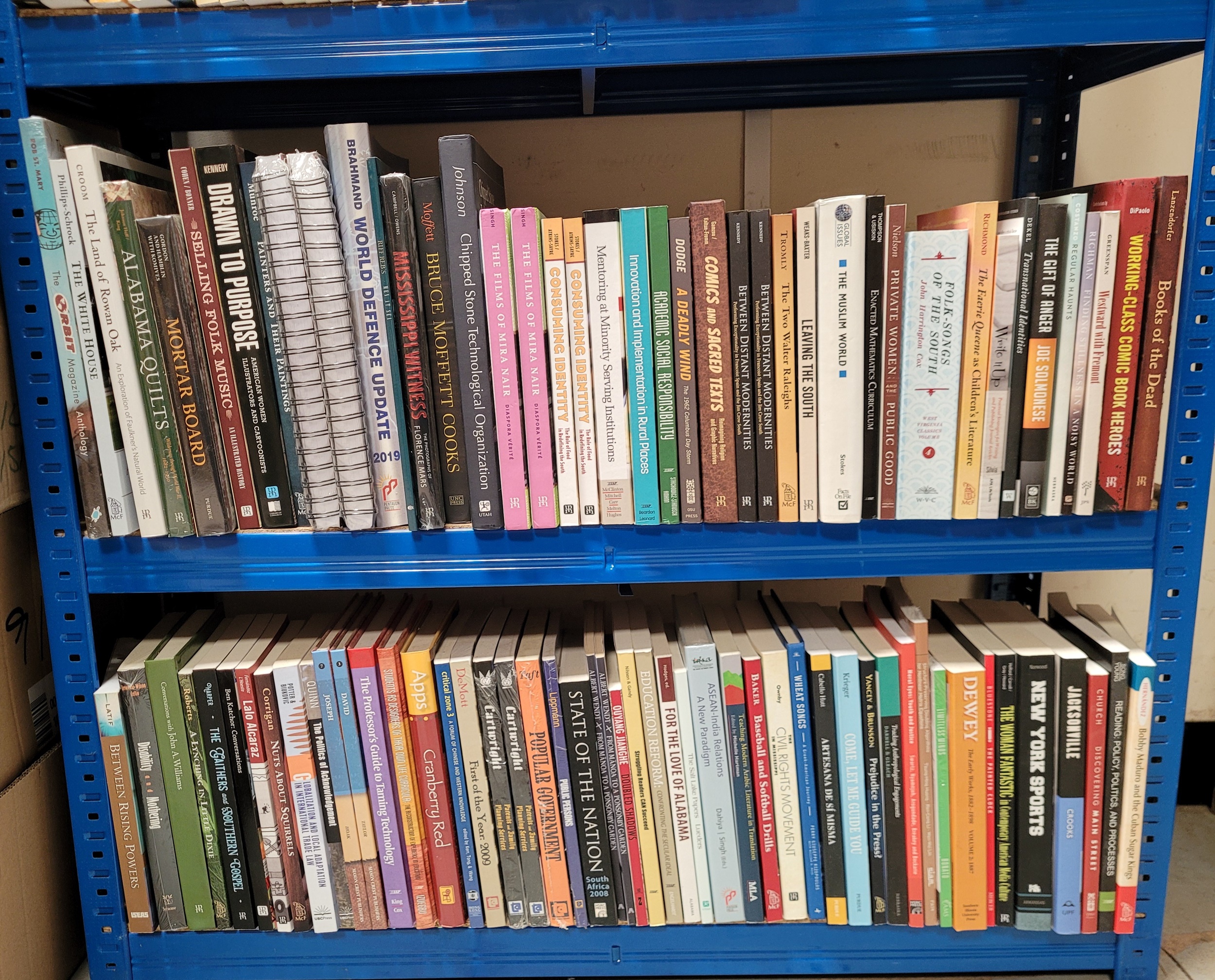 Lot 517 - Modern Academic. A large collection of