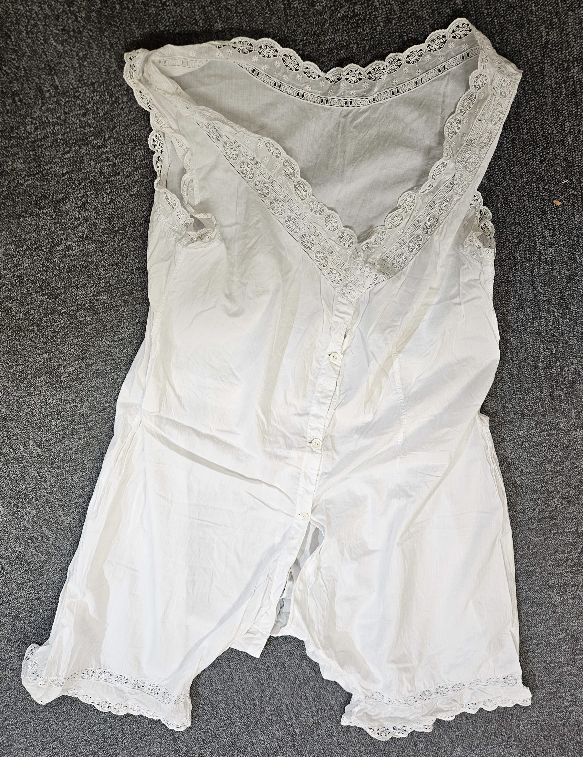 Lot 407 - Clothing. A prize-winning traditional