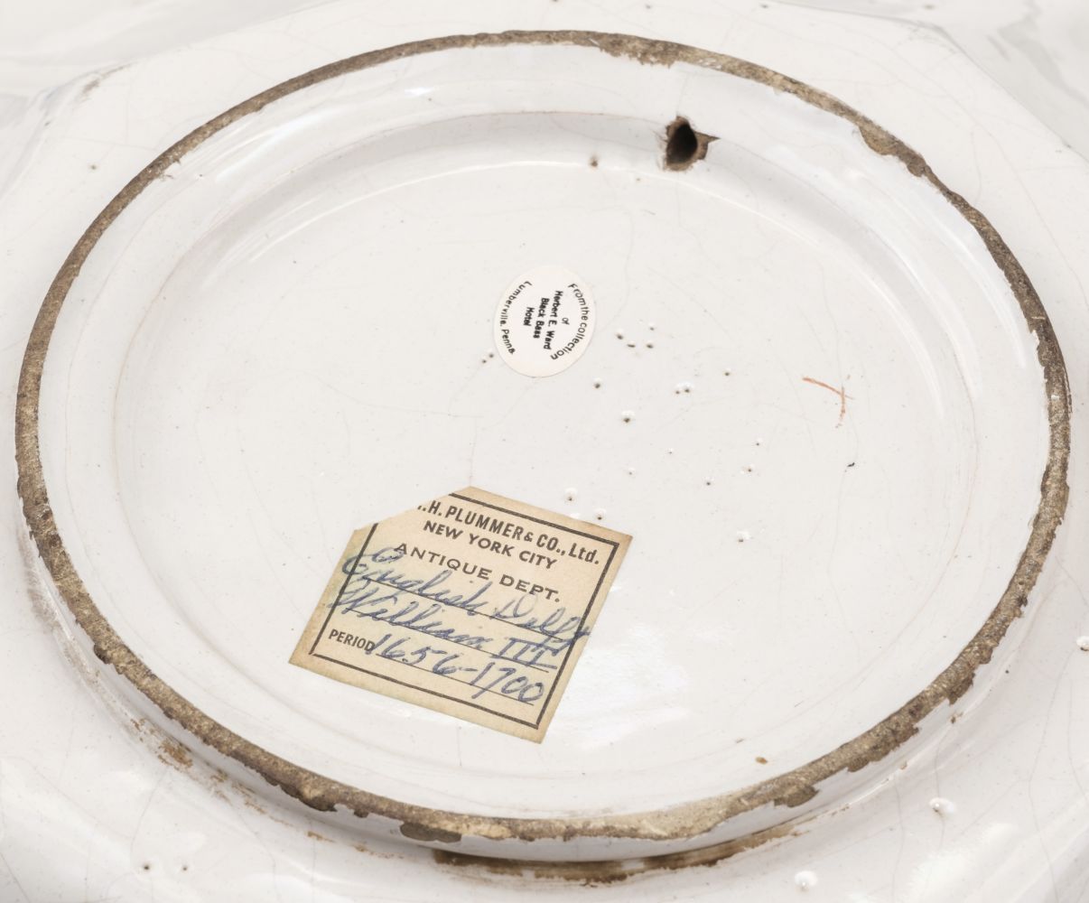 Lot 343 - Dutch Delft. William III delft charger circa