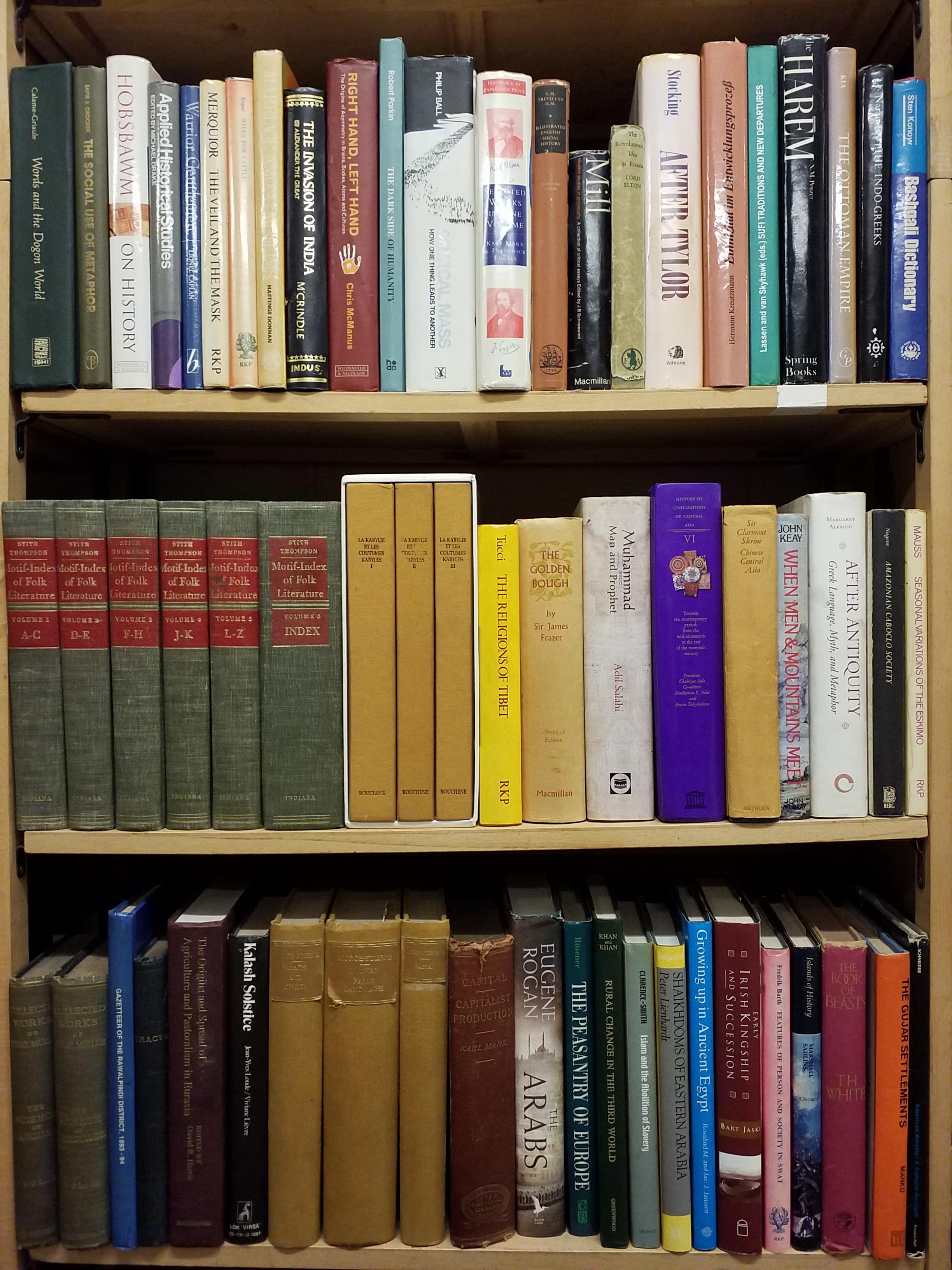 Lot 406 - History. A large collection of modern