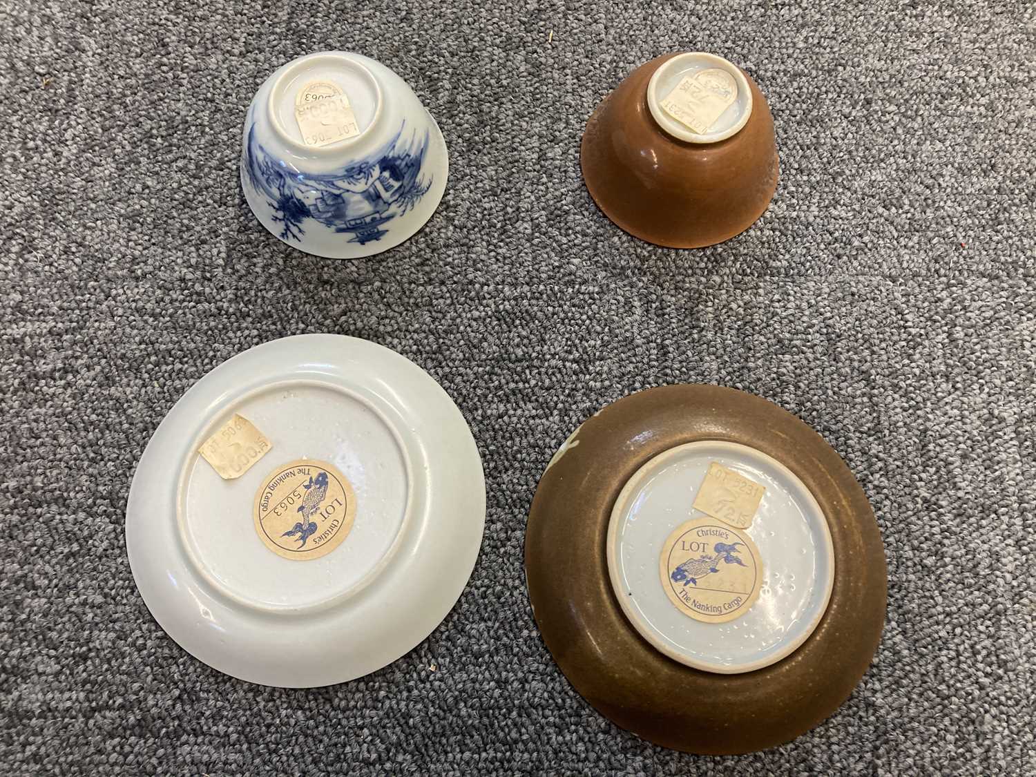 Lot 300 - Nanking Cargo. A Chinese Batavia Ware blue