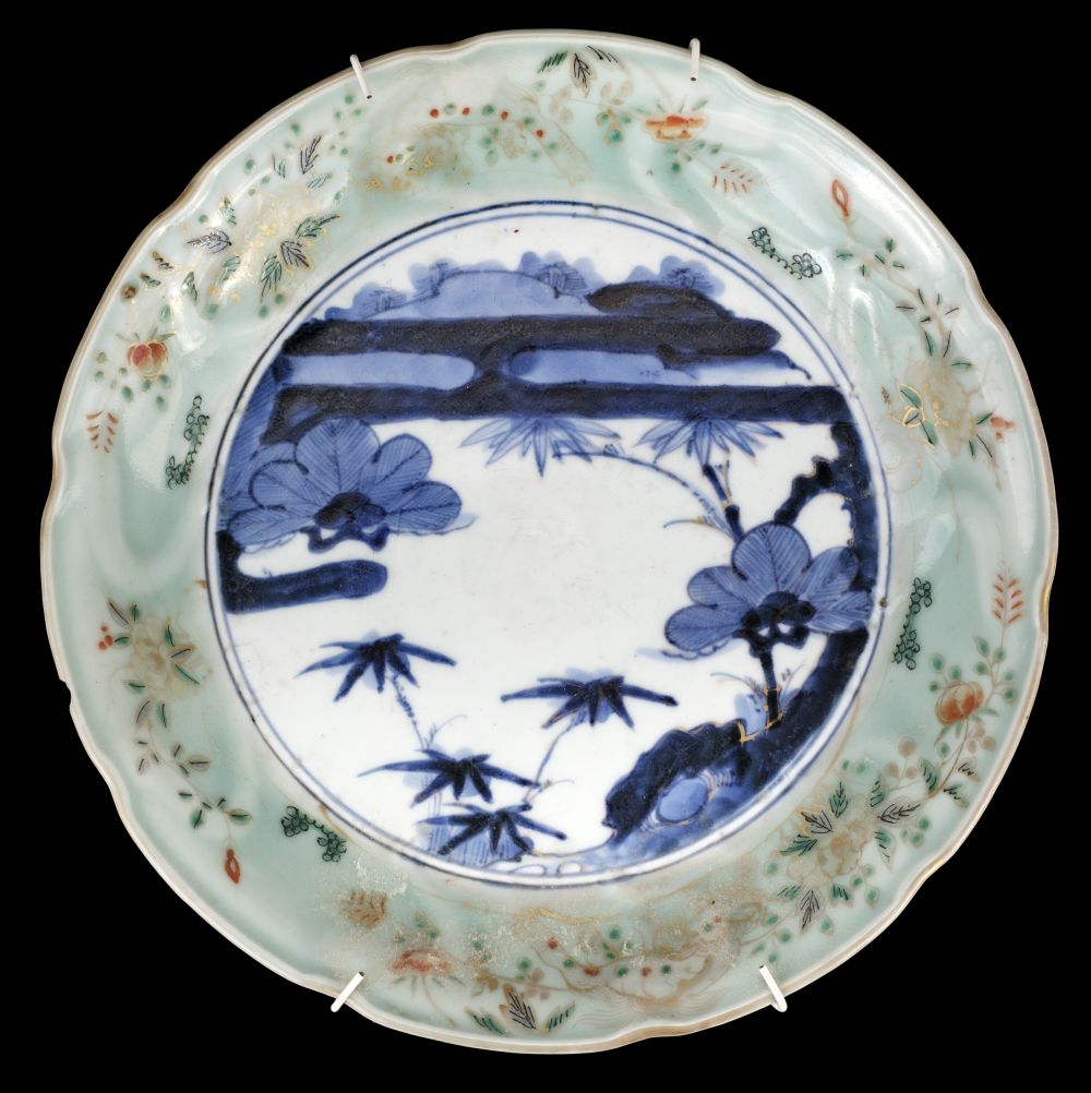 Lot 112 - Plates. Japanese porcelain plates,