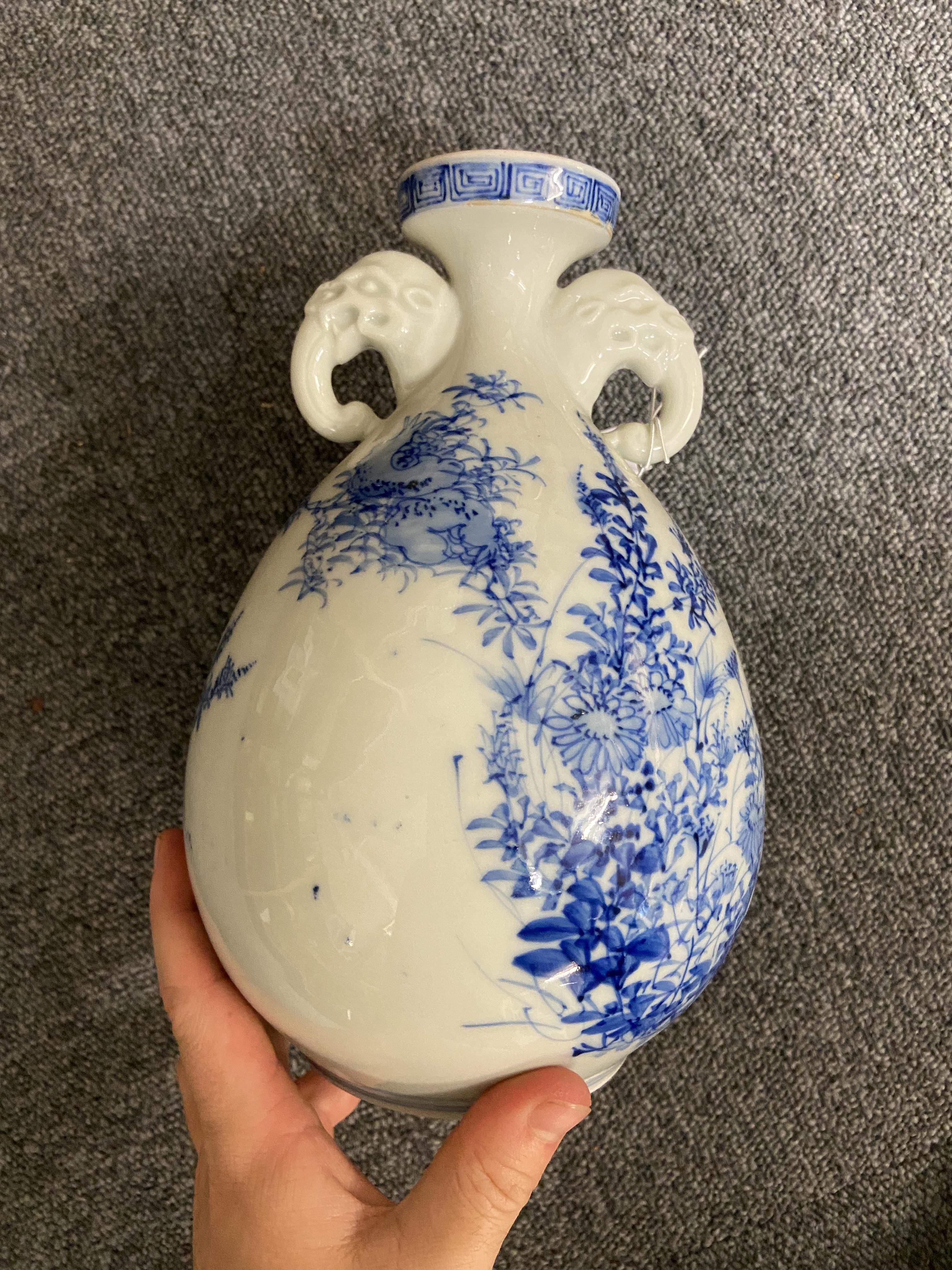 Lot 145 - Vase. Japanese Seto blue and white porcelain