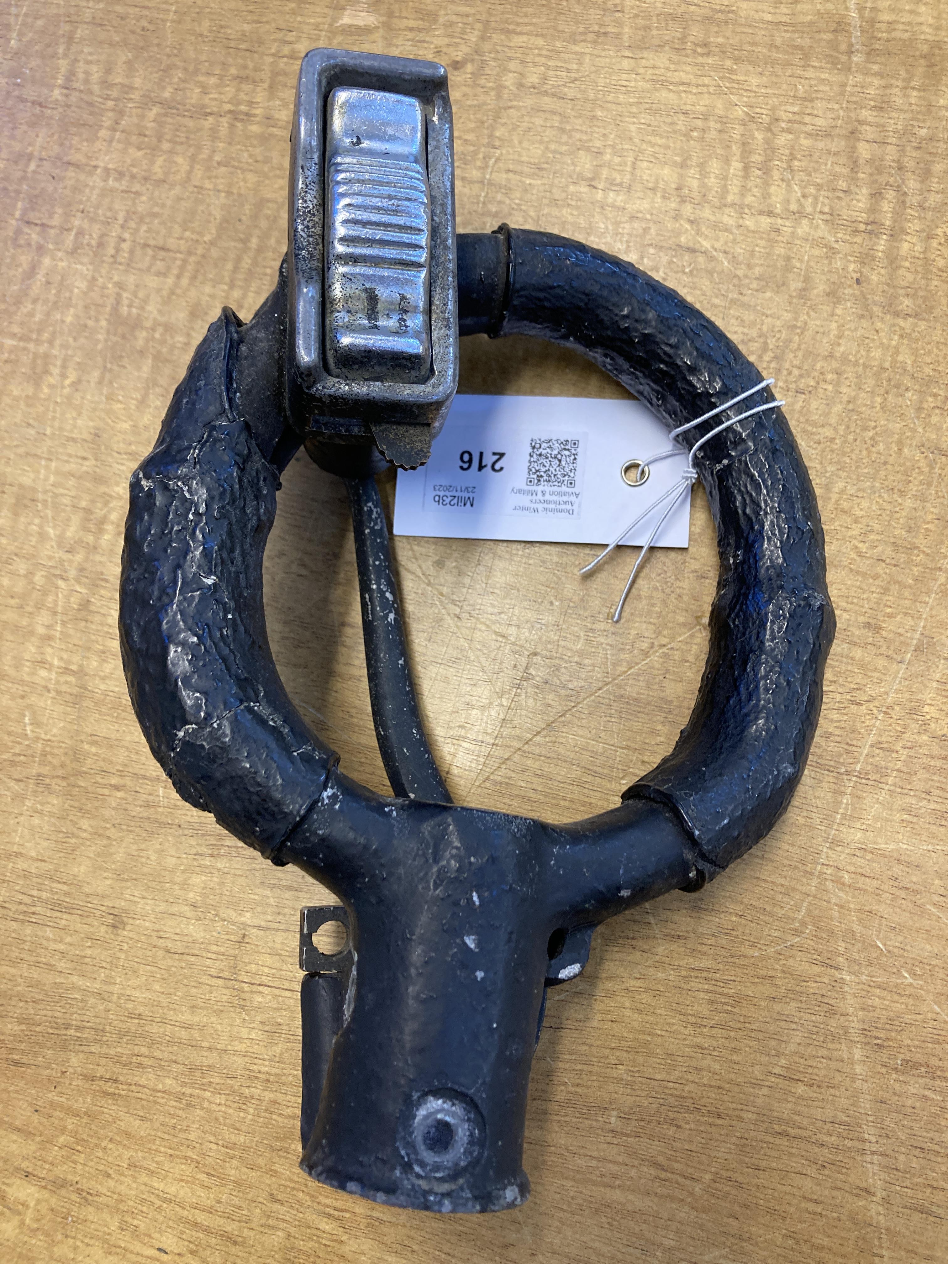 Lot 216 - Spade Grip. WWII Spitfire / Seafire spade