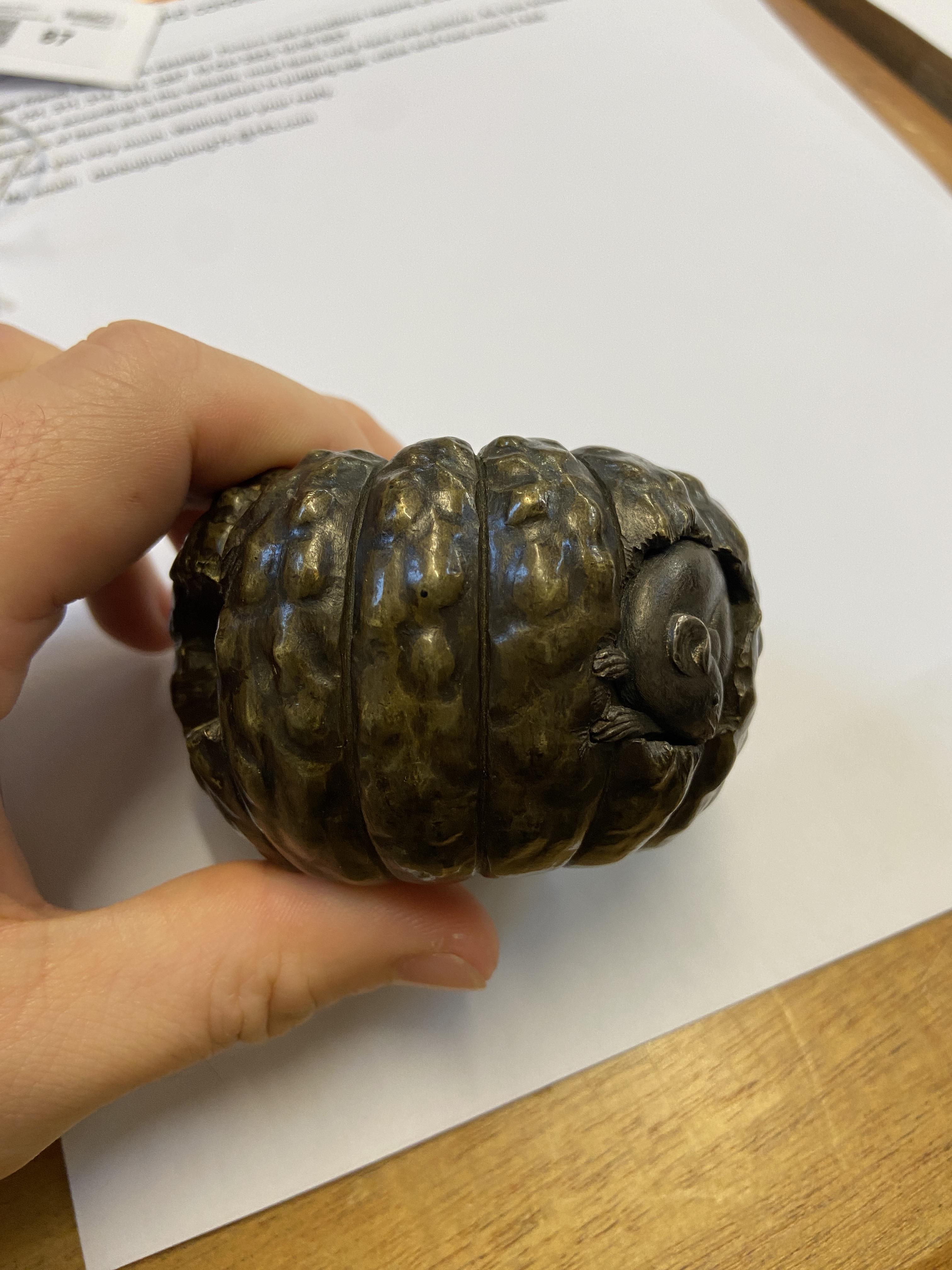 Lot 87 - Inkwell. Japanese bronze Inku Tsubo (inkwell),