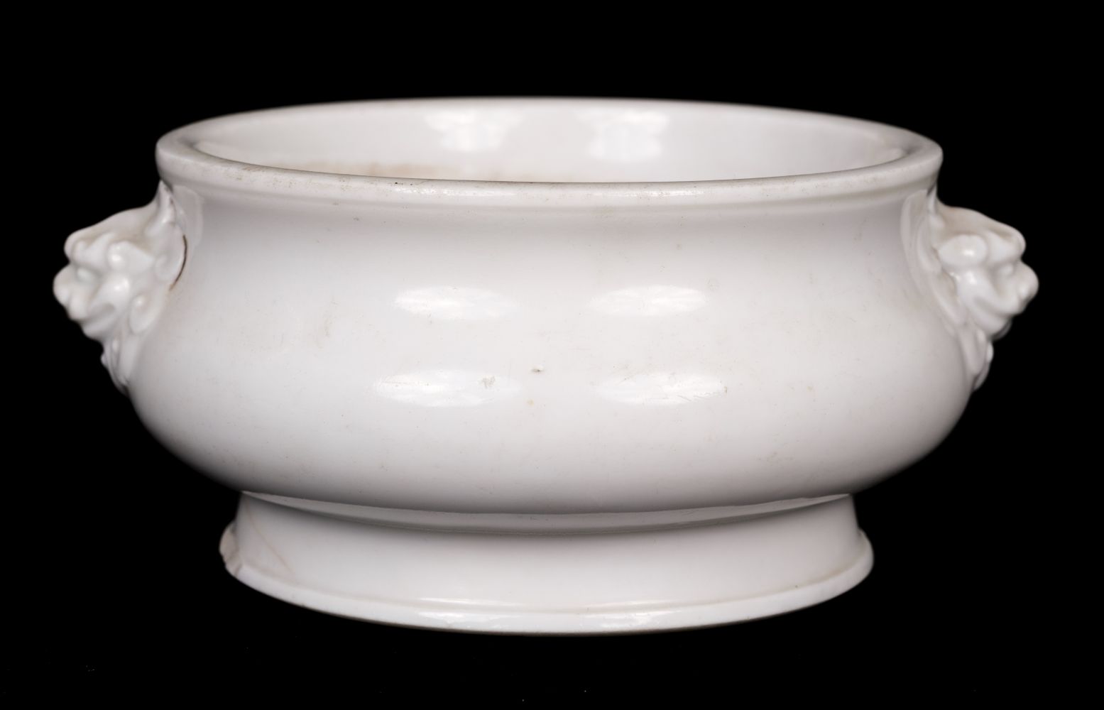 Lot 40 - Censer. Chinese Blanc de Chine censer, circa