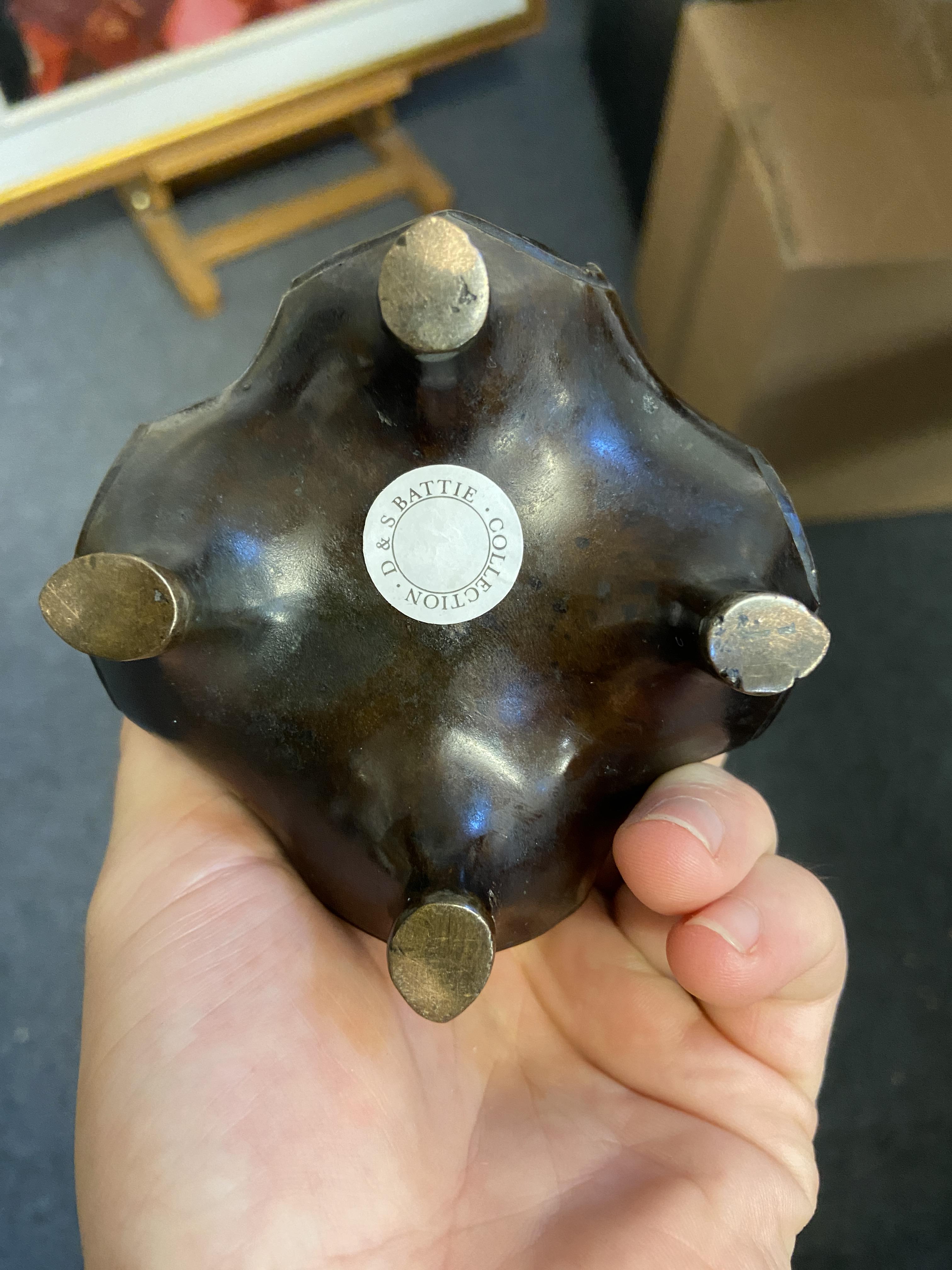 Lot 109 - Koro. Japanese bronze koro (incense burner),