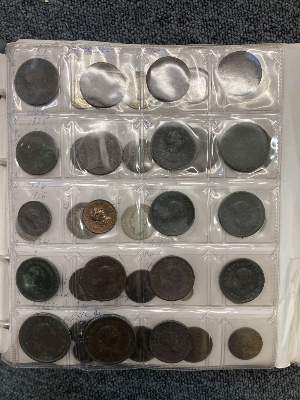 Lot 264 - Coins. A mixed collection of coins and