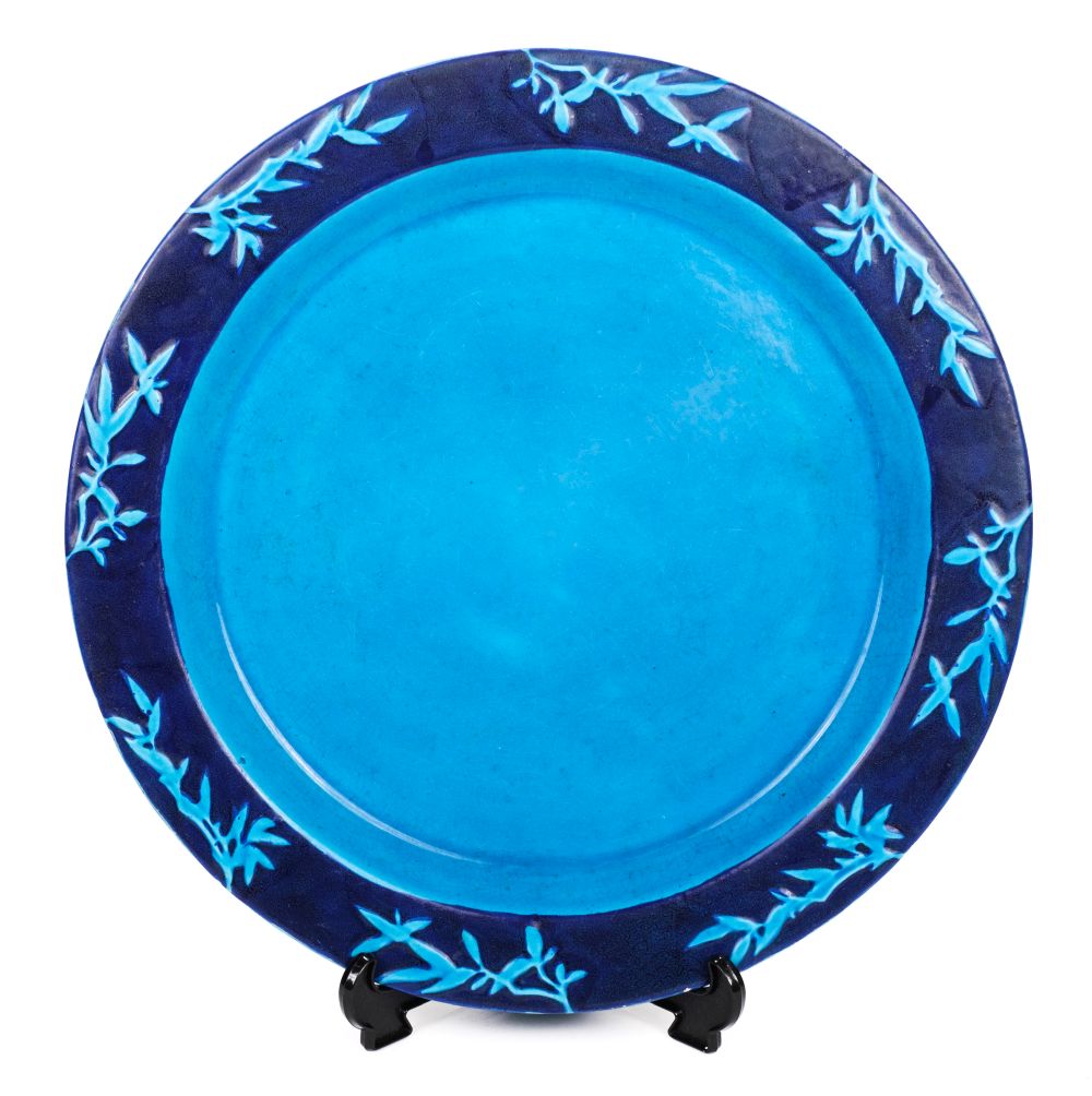 Lot 249 - Platters. Two large Majolica platters by