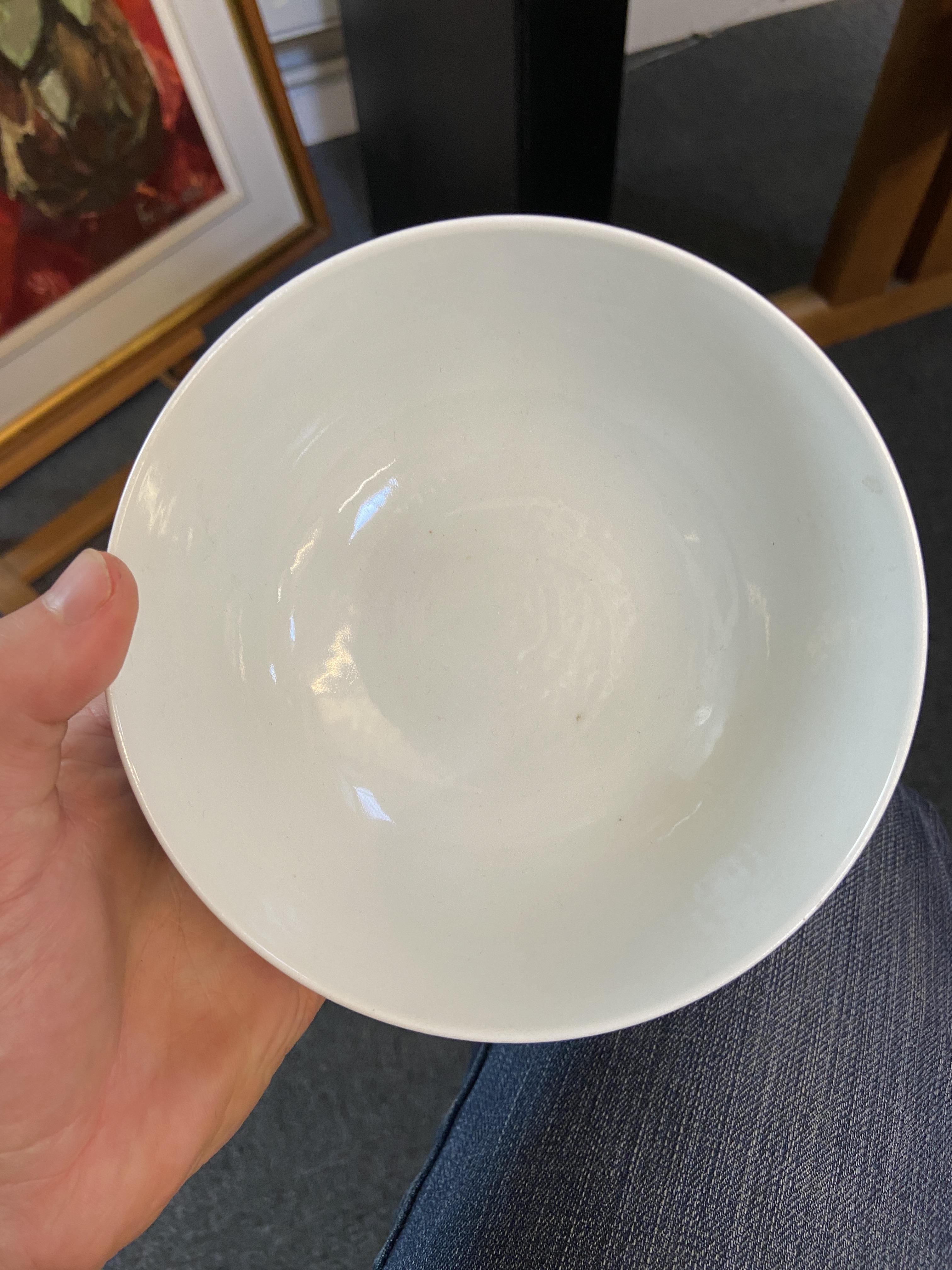Lot 563 - Bowl. A Chinese blue and white porcelain