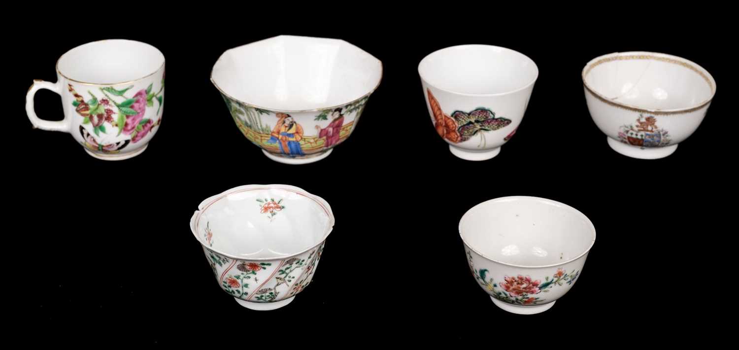 Lot 33 - Teawares. Six Chinese porcelain teacups