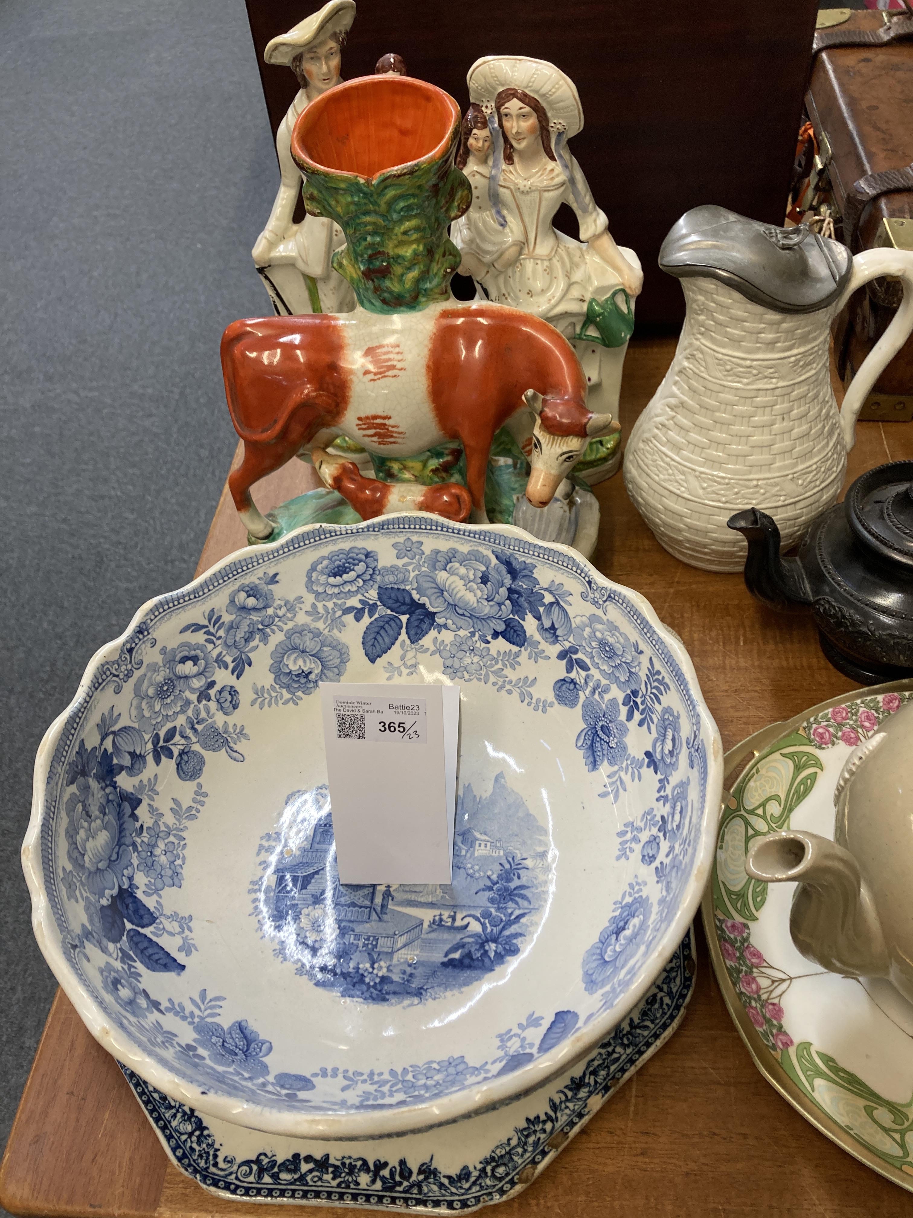 Lot 365 - Mixed Ceramics. A large collection of mixed